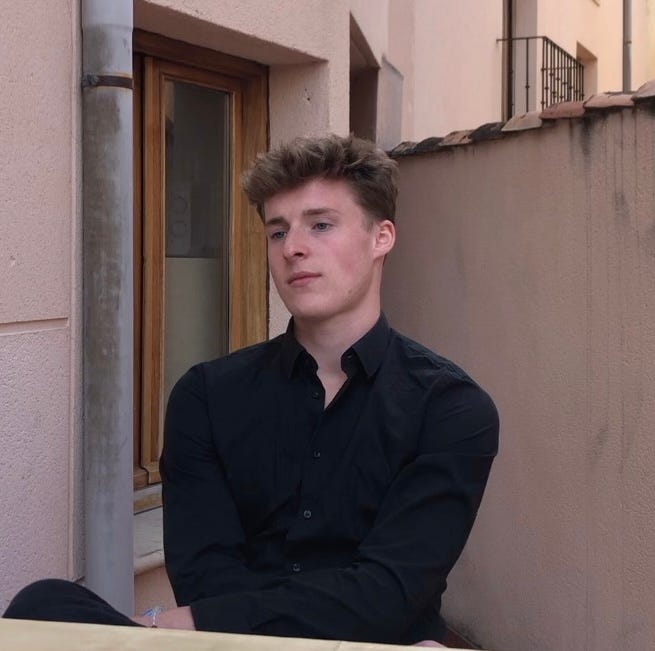 Max Rascher – Medium