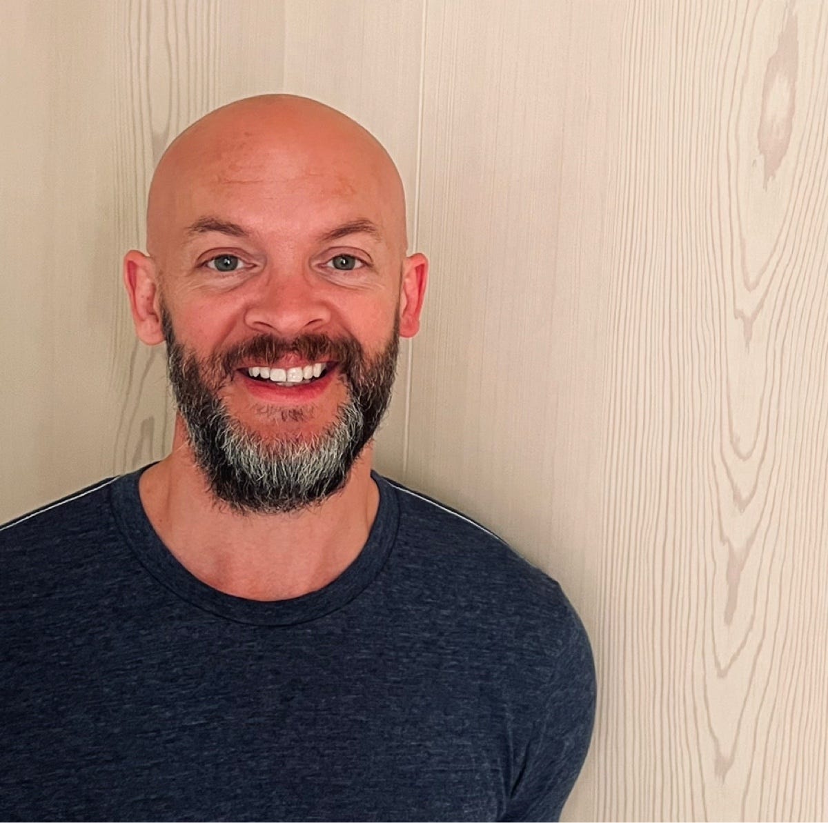 Steve Russell – Medium