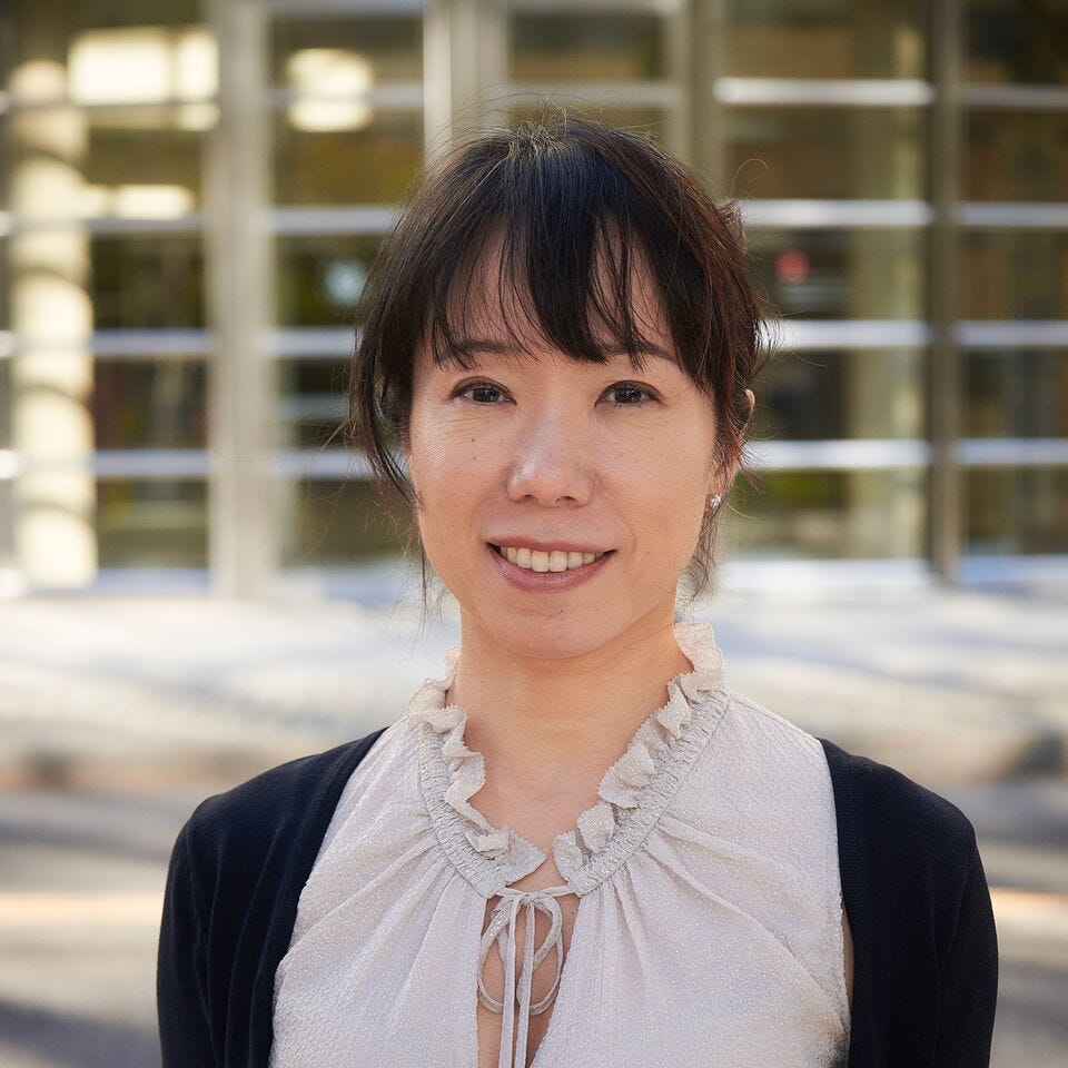 Kay Tsuji – Medium