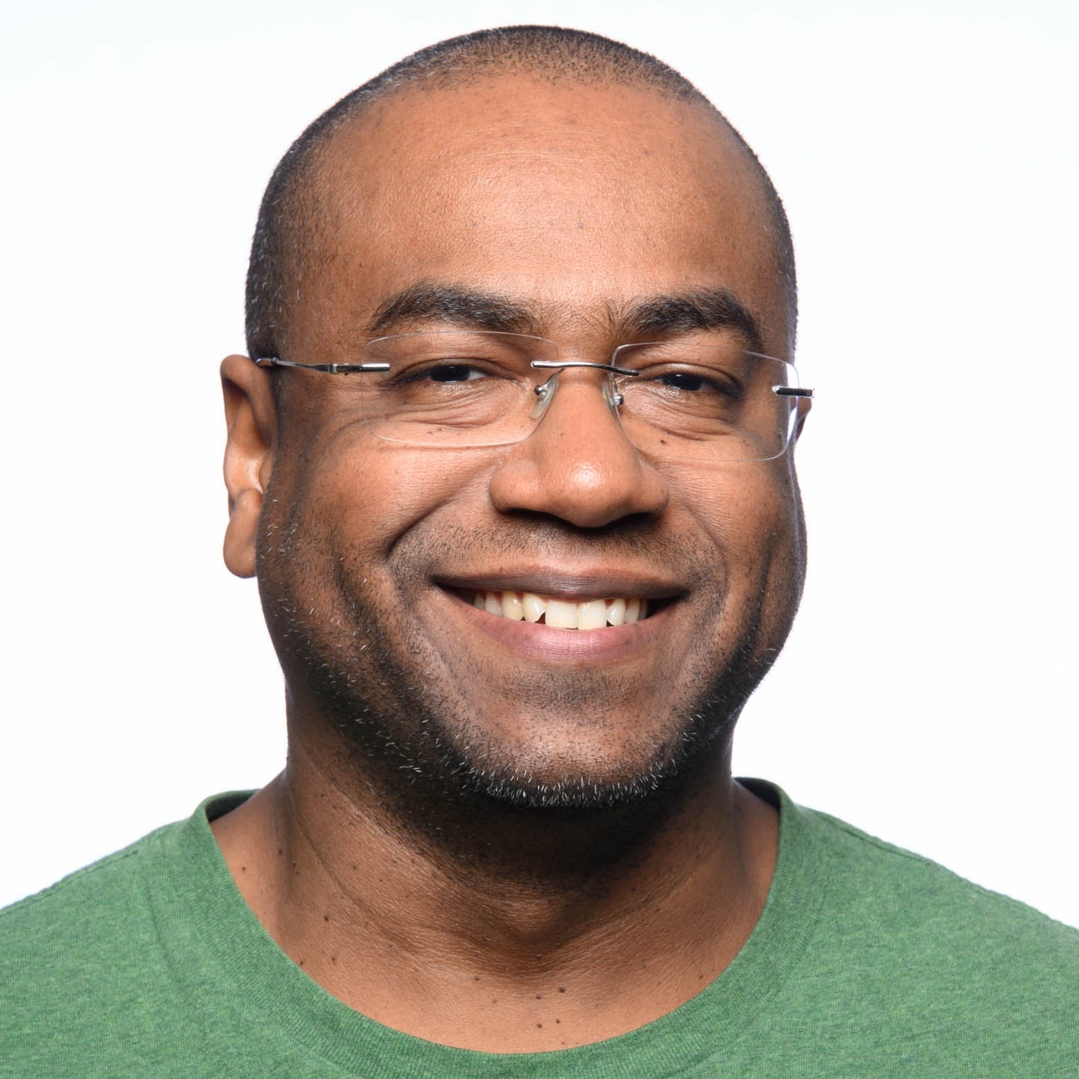 Felipe Lacerda – Medium
