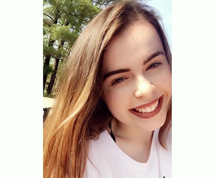 Adrianna Williams – Medium