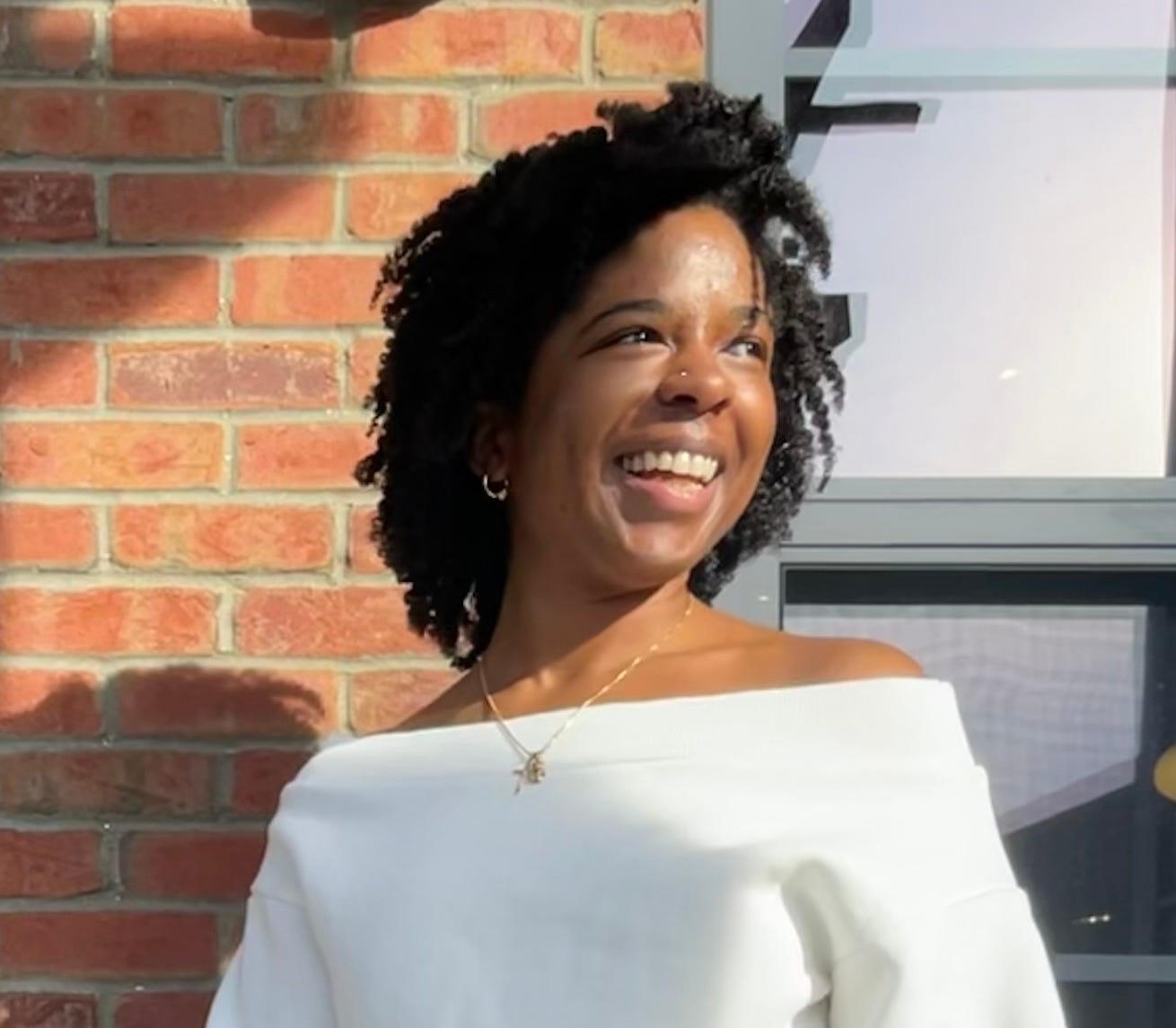 Chanelle Banks – Medium