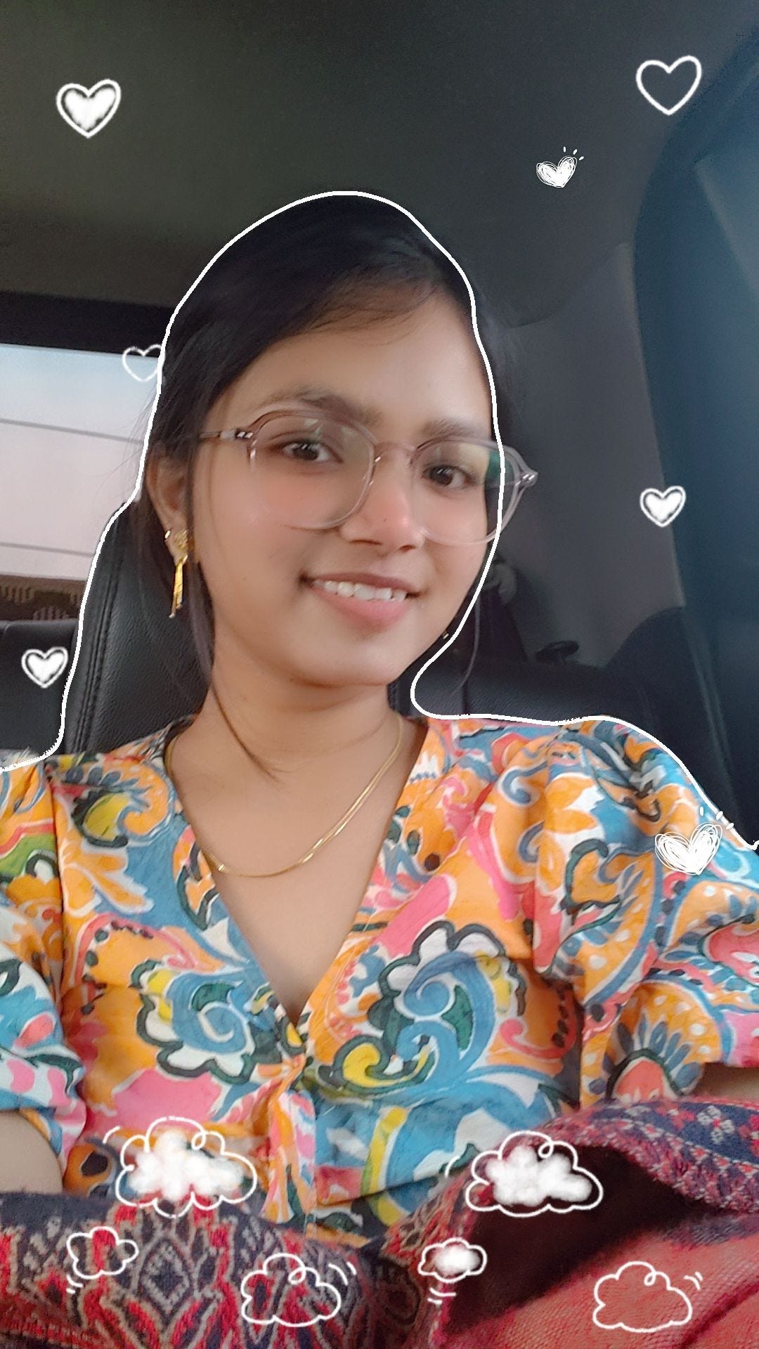 Ava Volkov – Medium