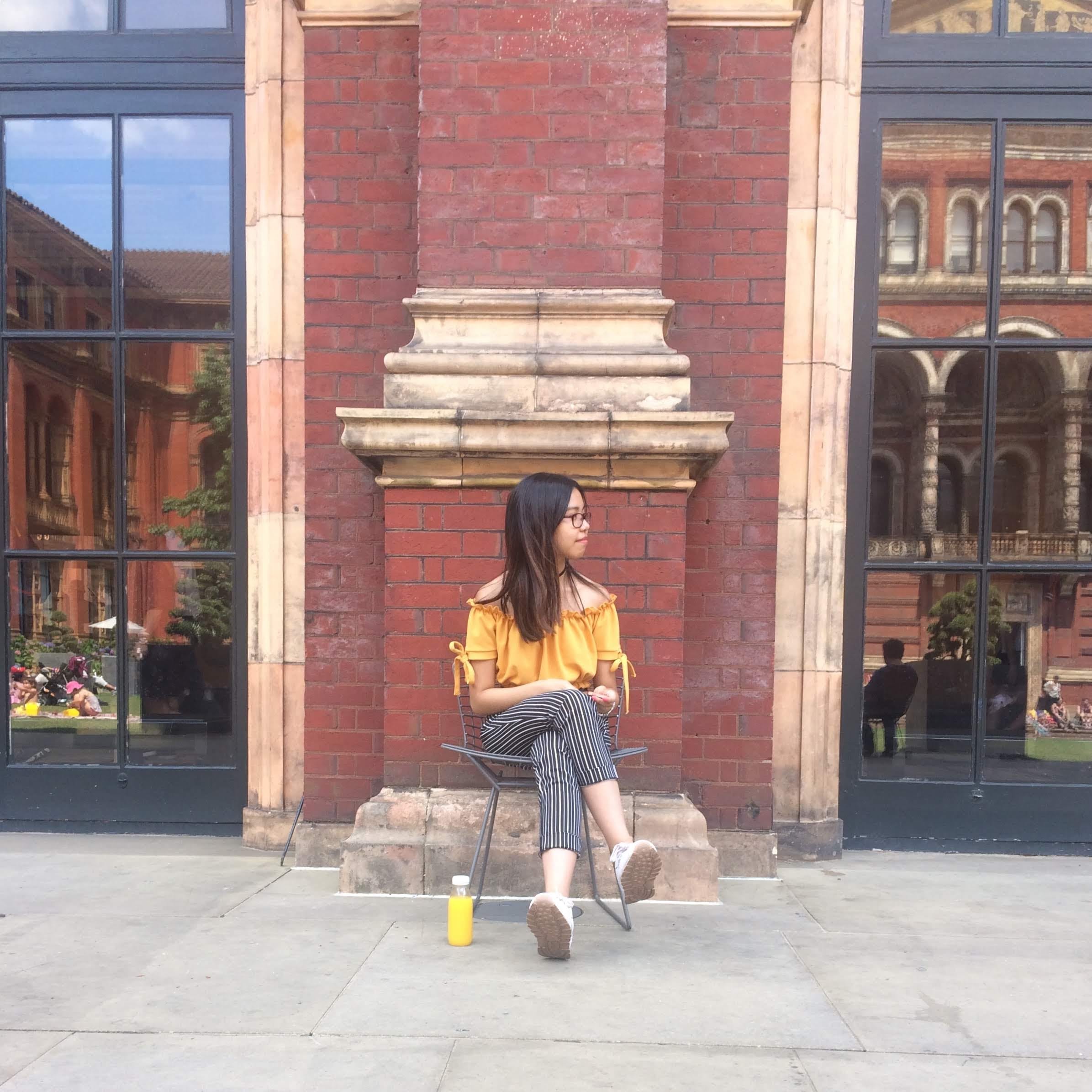Amelia Z – Medium