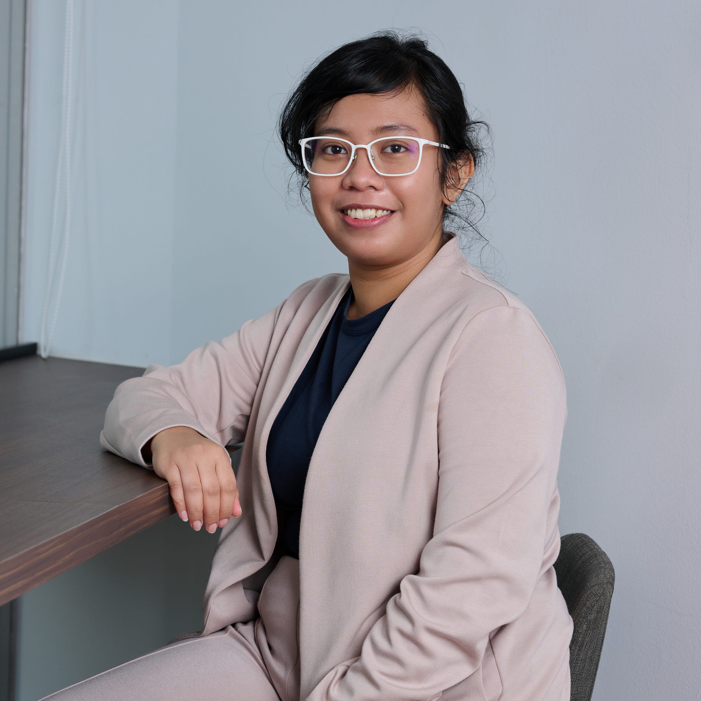 Farah Liyana – Medium