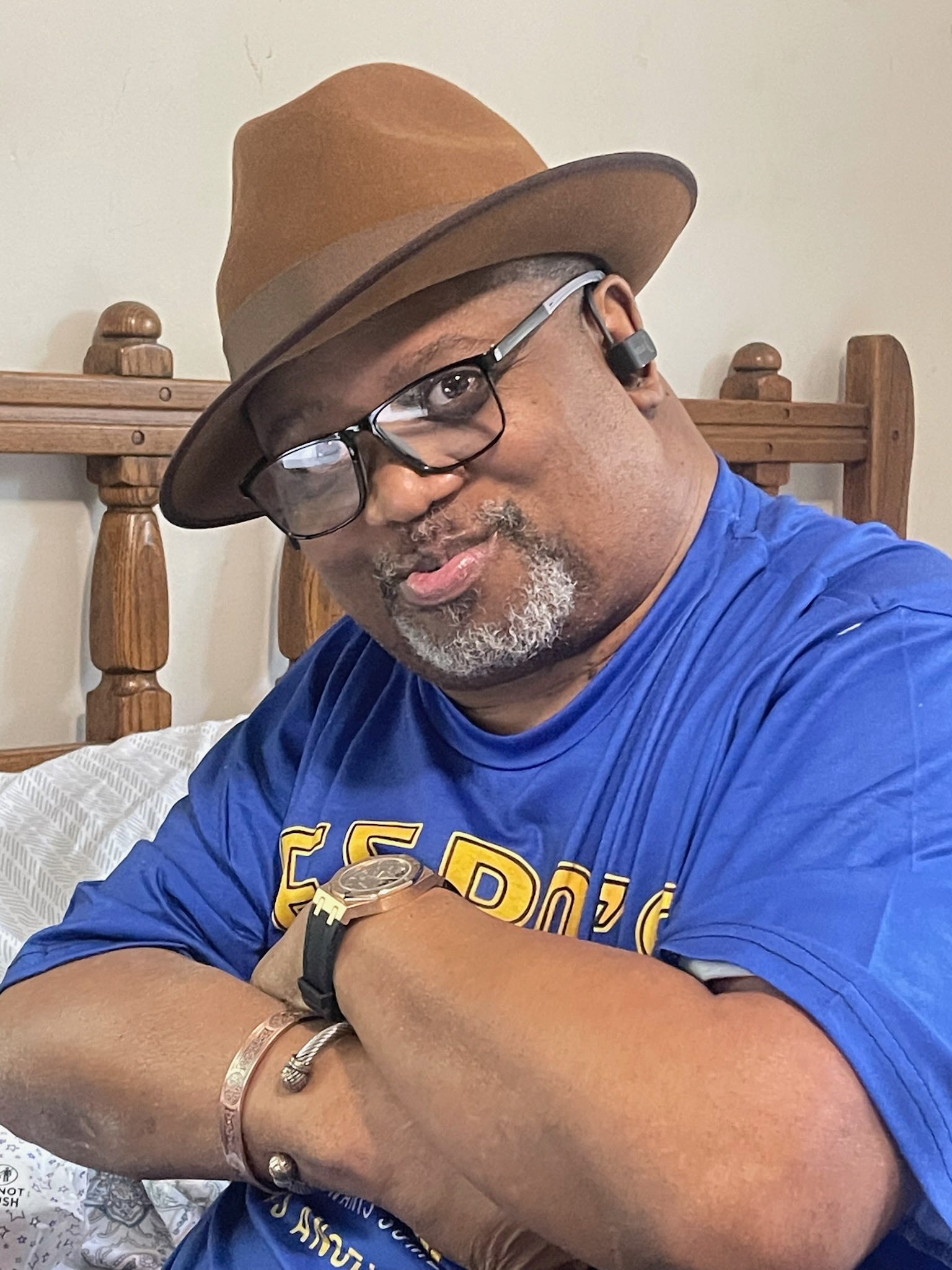 Charlie R. Braxton – Medium