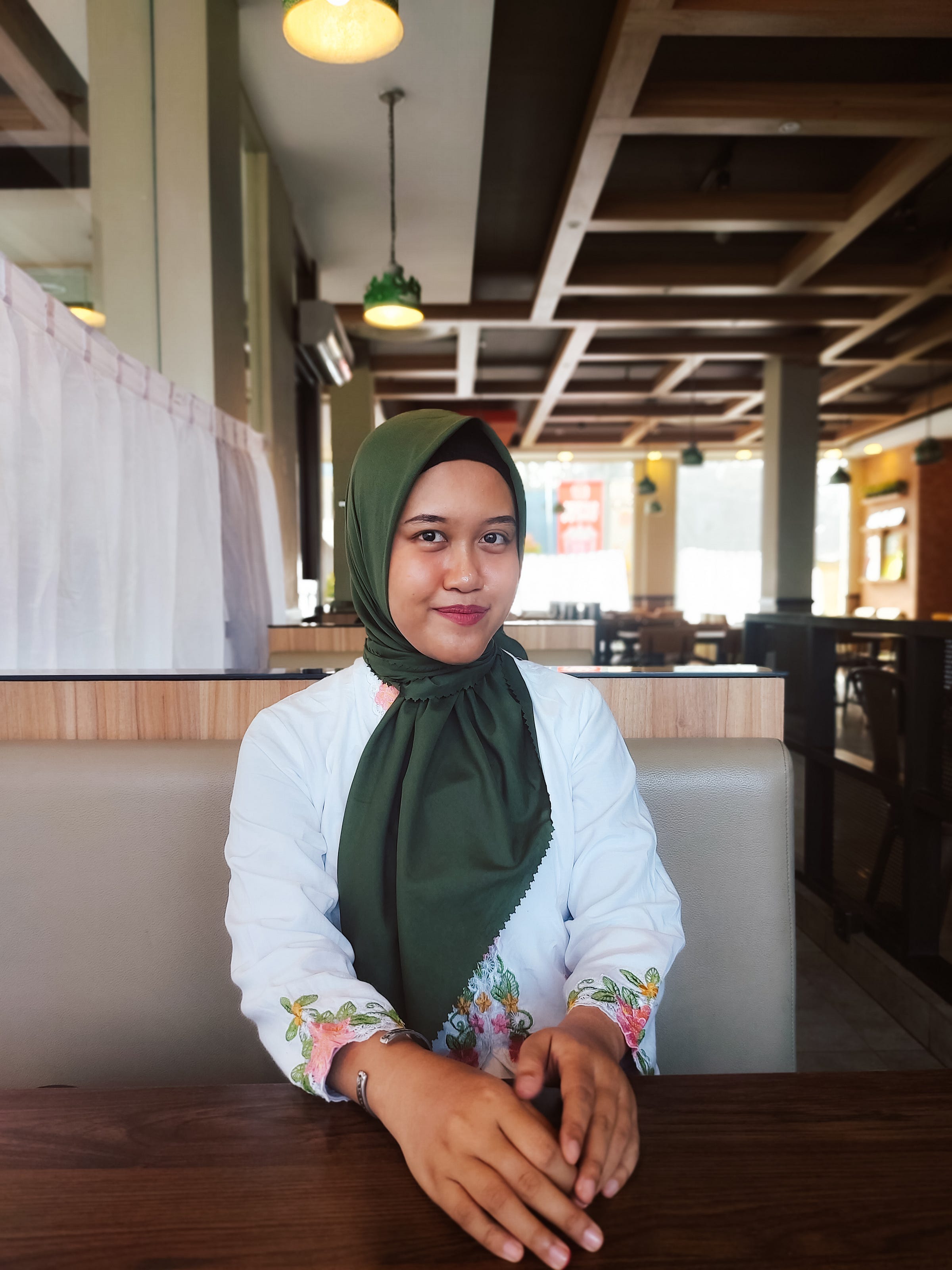 Zaza Tantu – Medium