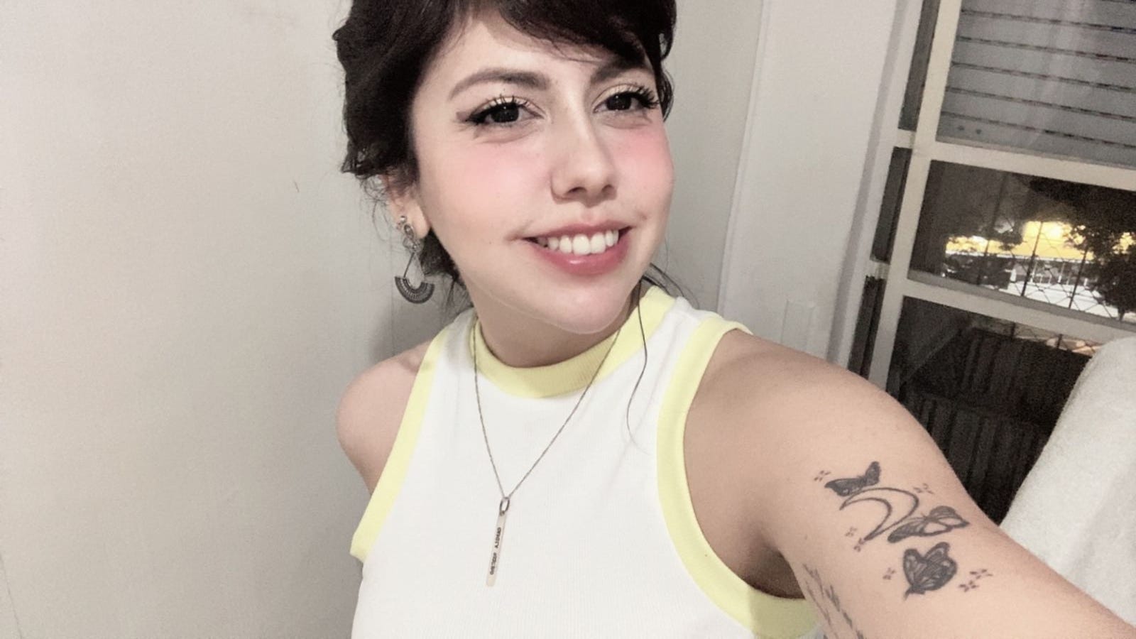 Camila Ribeiro – Medium