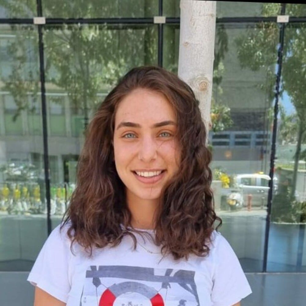 Noa Zell – Medium
