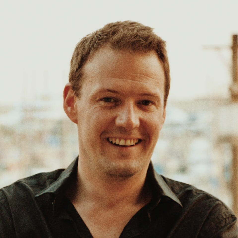 About – Sam Strachan – Medium