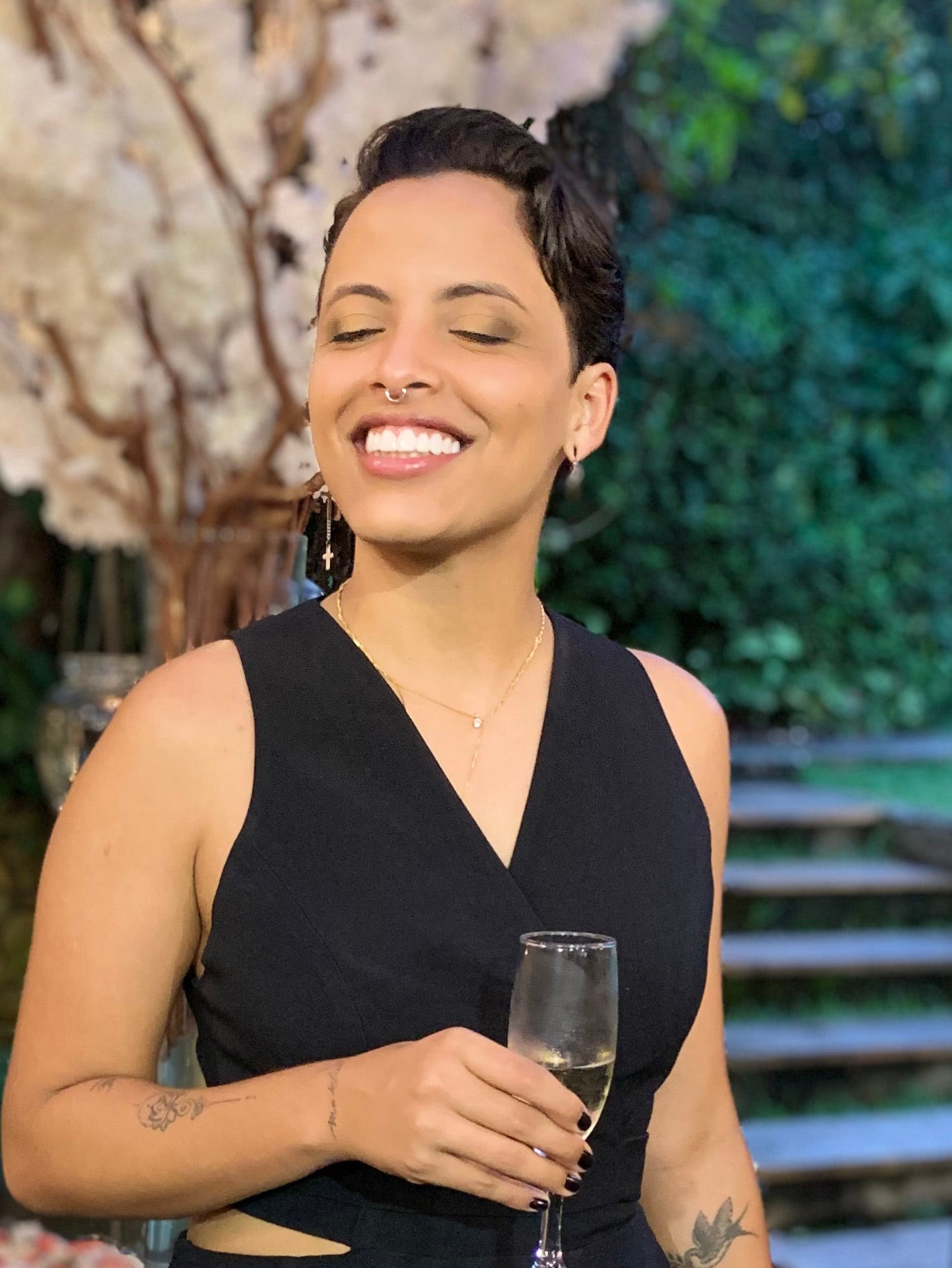 Maya Sousa – Medium
