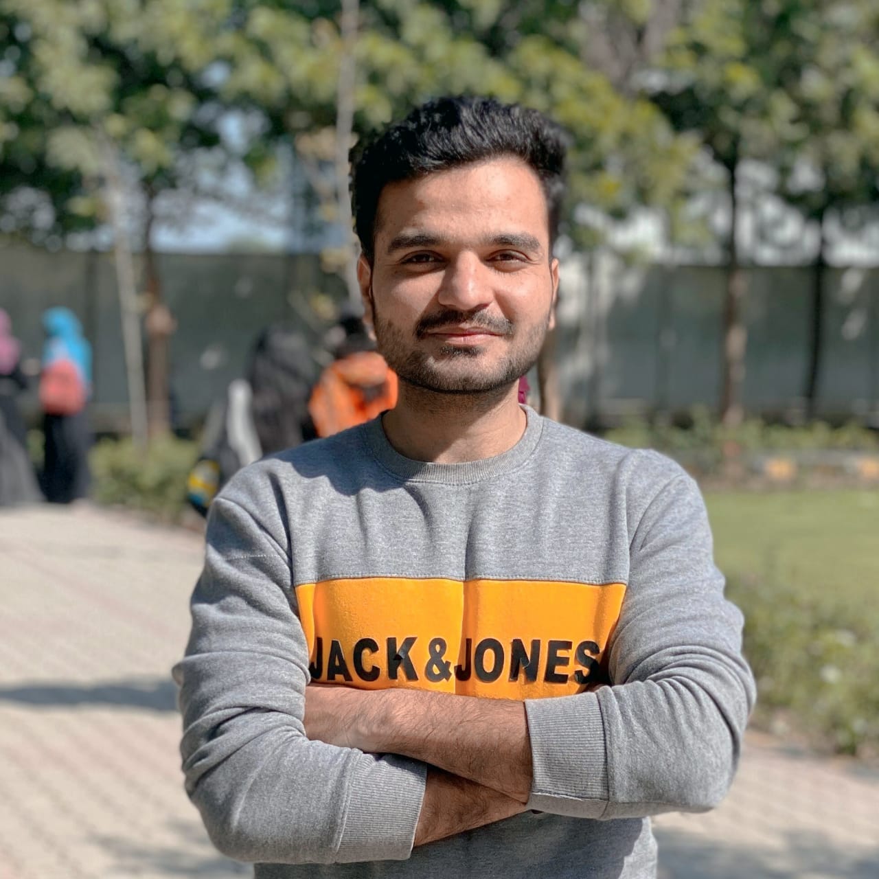About Hassan Bin Waqar Medium