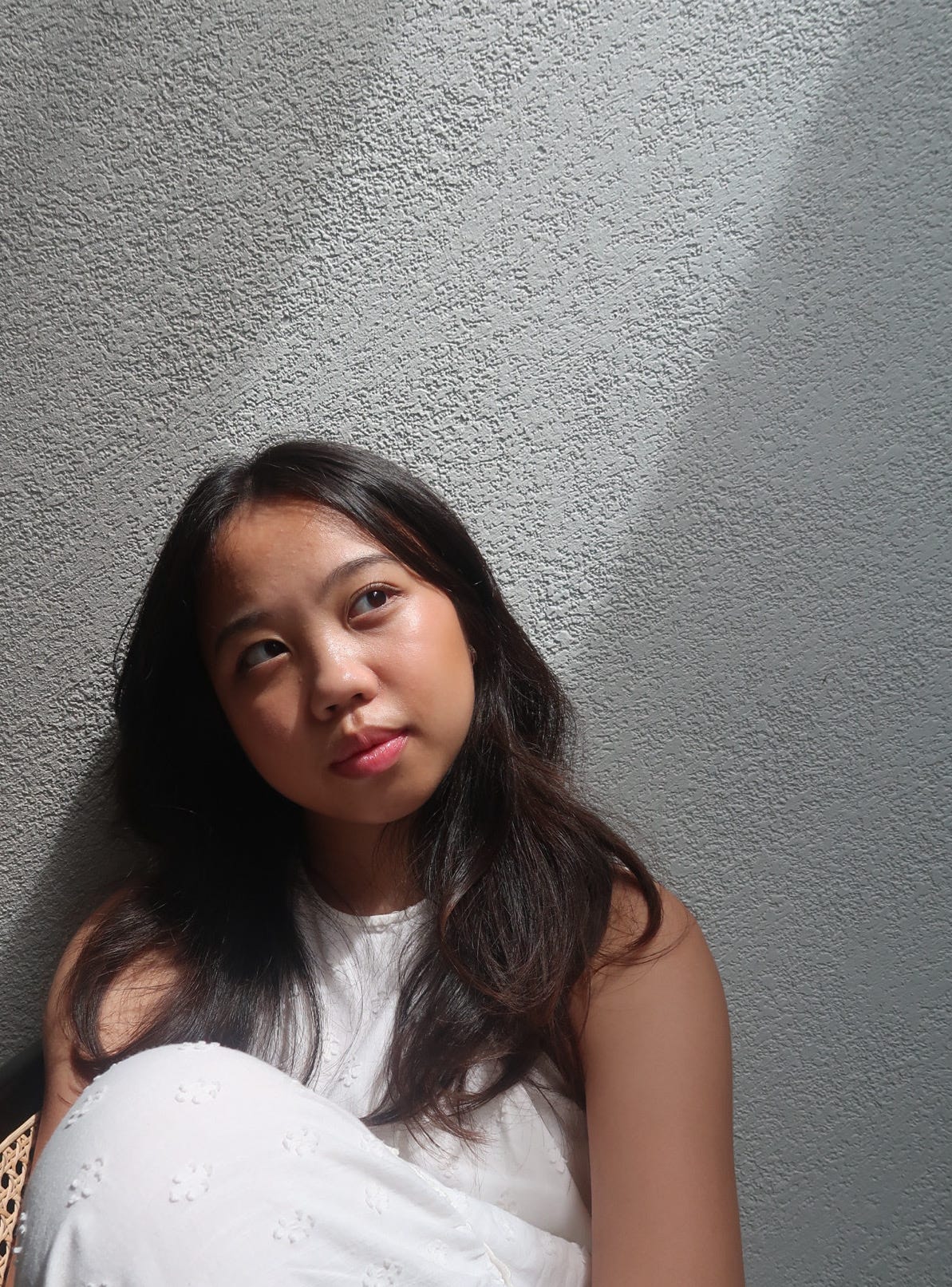 Joan Emmanuela – Medium