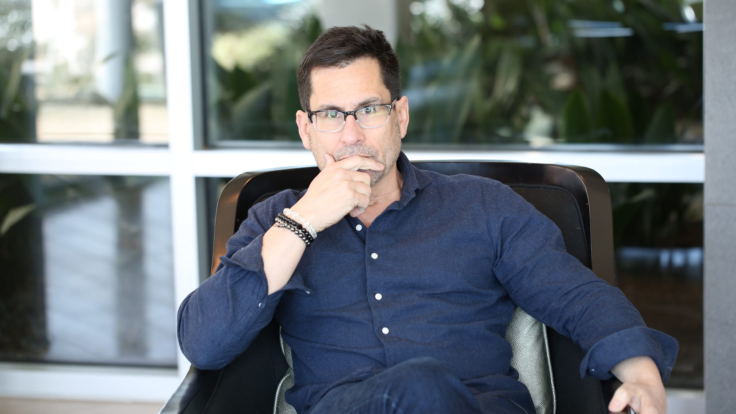 Dave Lopez – Medium