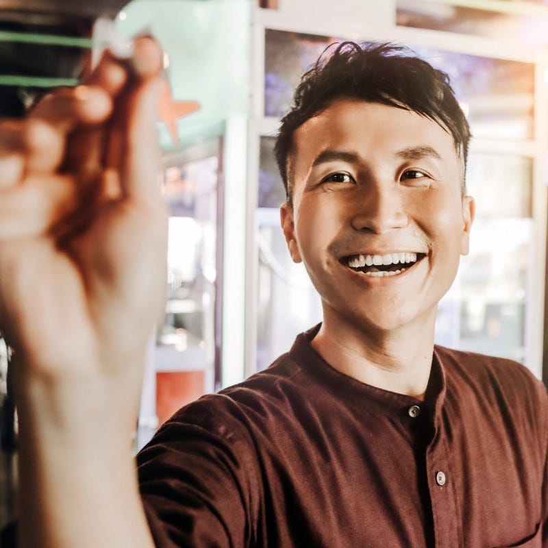 Jonathan Lin (Zech) – Medium