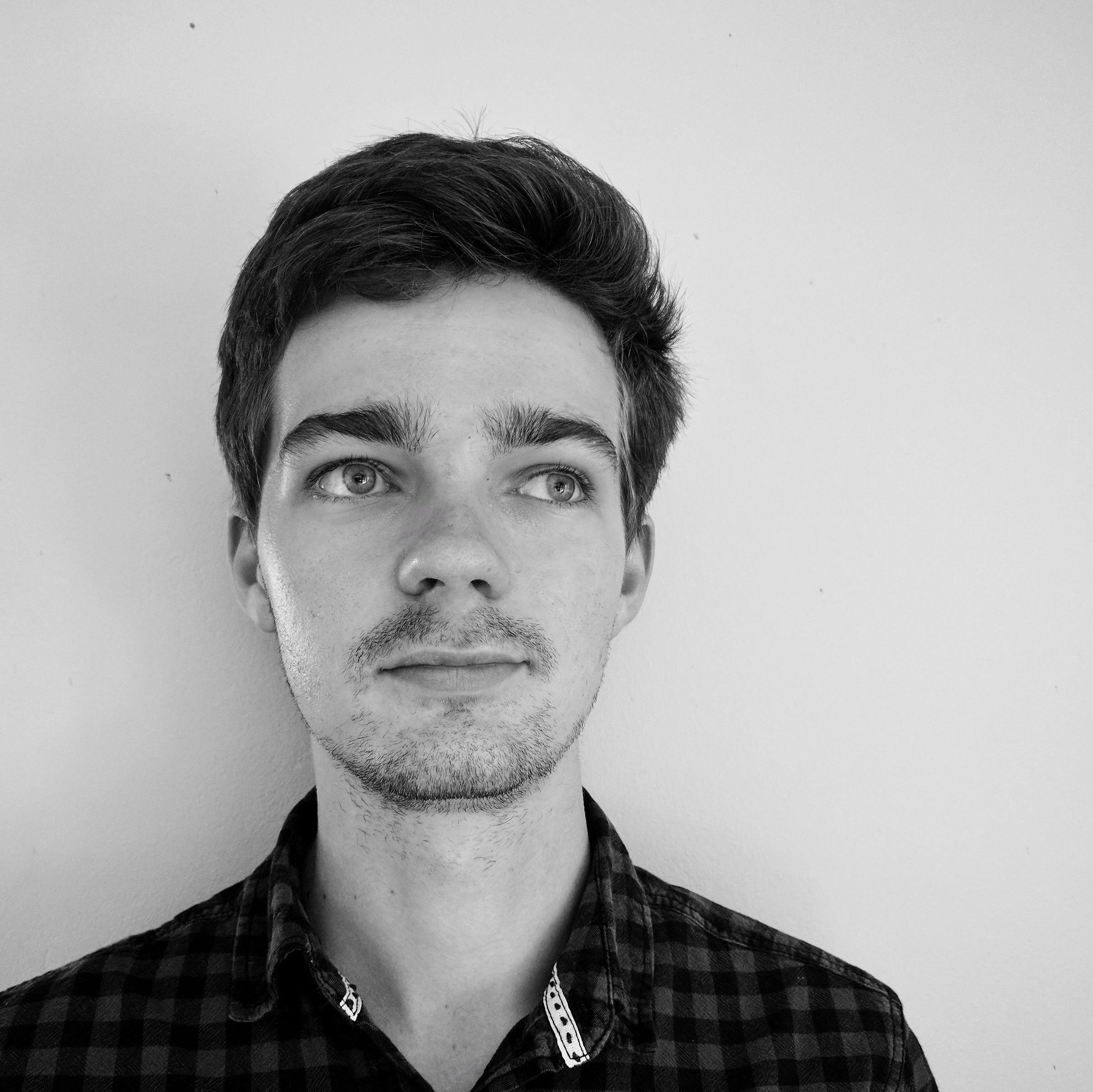 Regan Koopmans – Medium