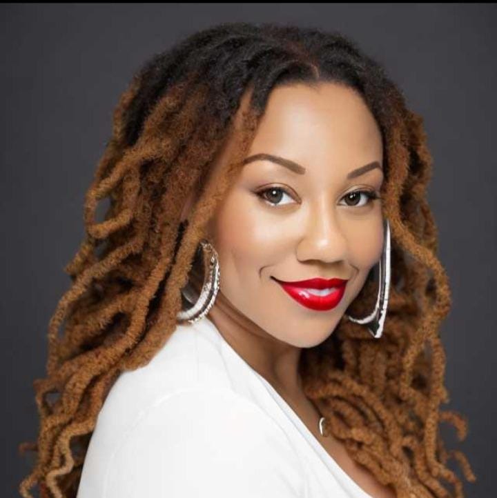 Ashley Myrick-Ellis – Medium