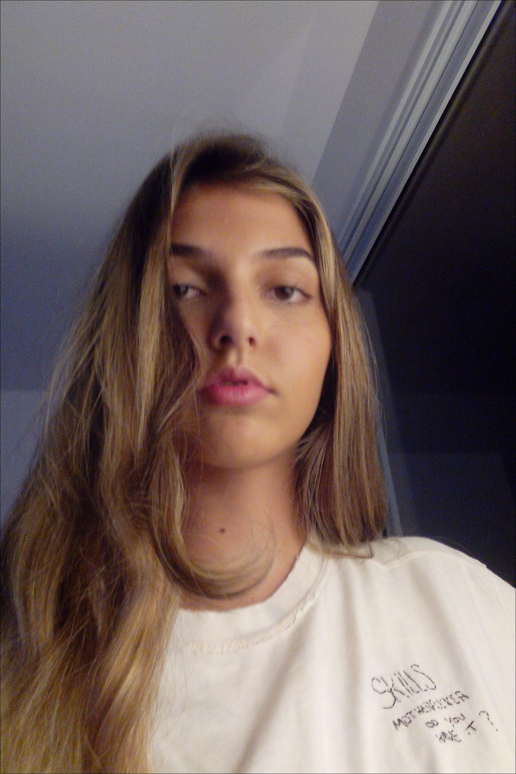 Isabella Oliveira – Medium