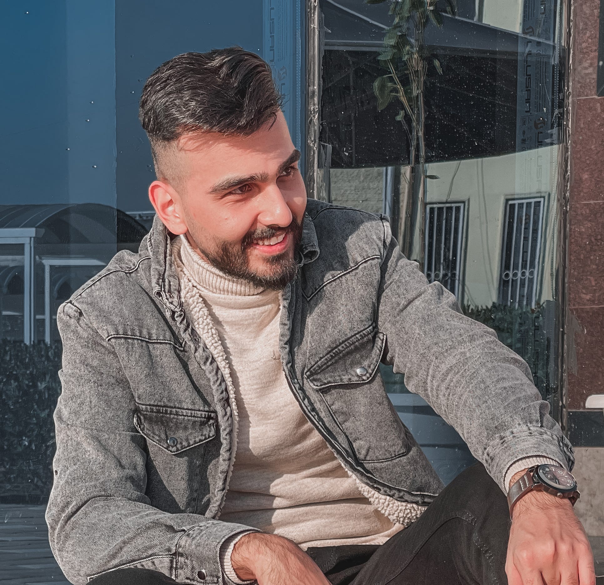 Munaf Aqeel Mahdi – Medium