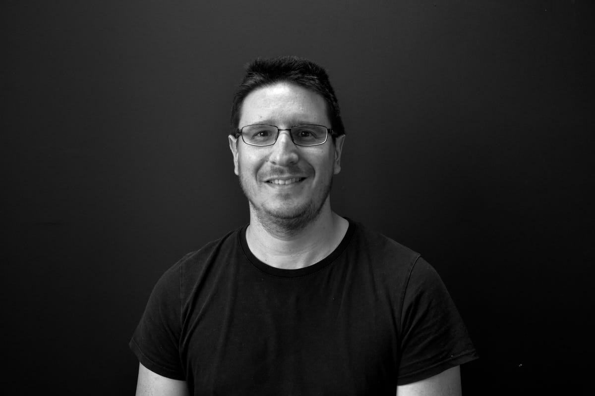 Julien Moulin – Medium
