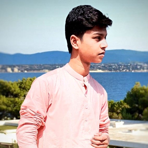 About Naqash Tahir Medium