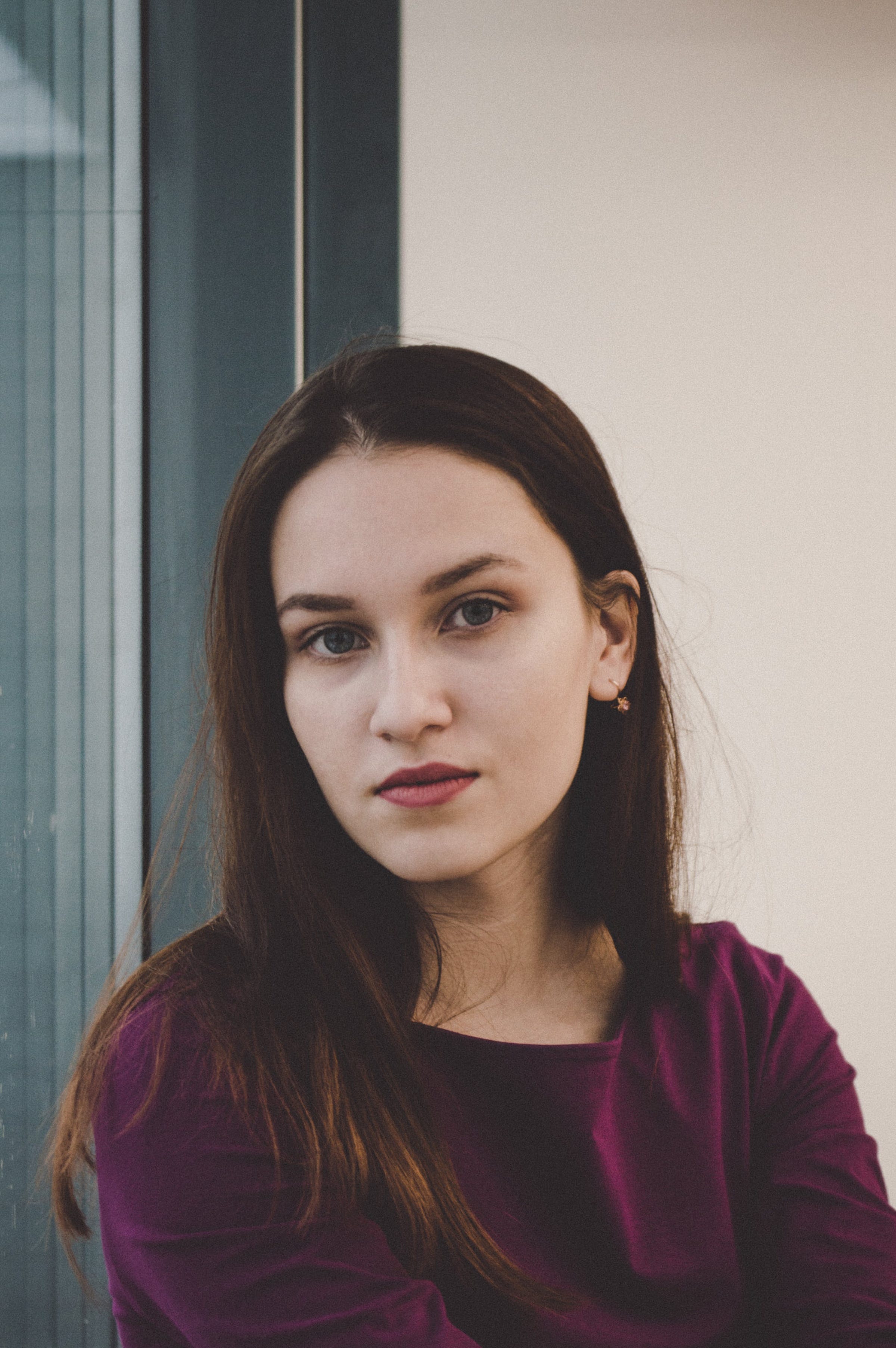 Carly Benson – Medium
