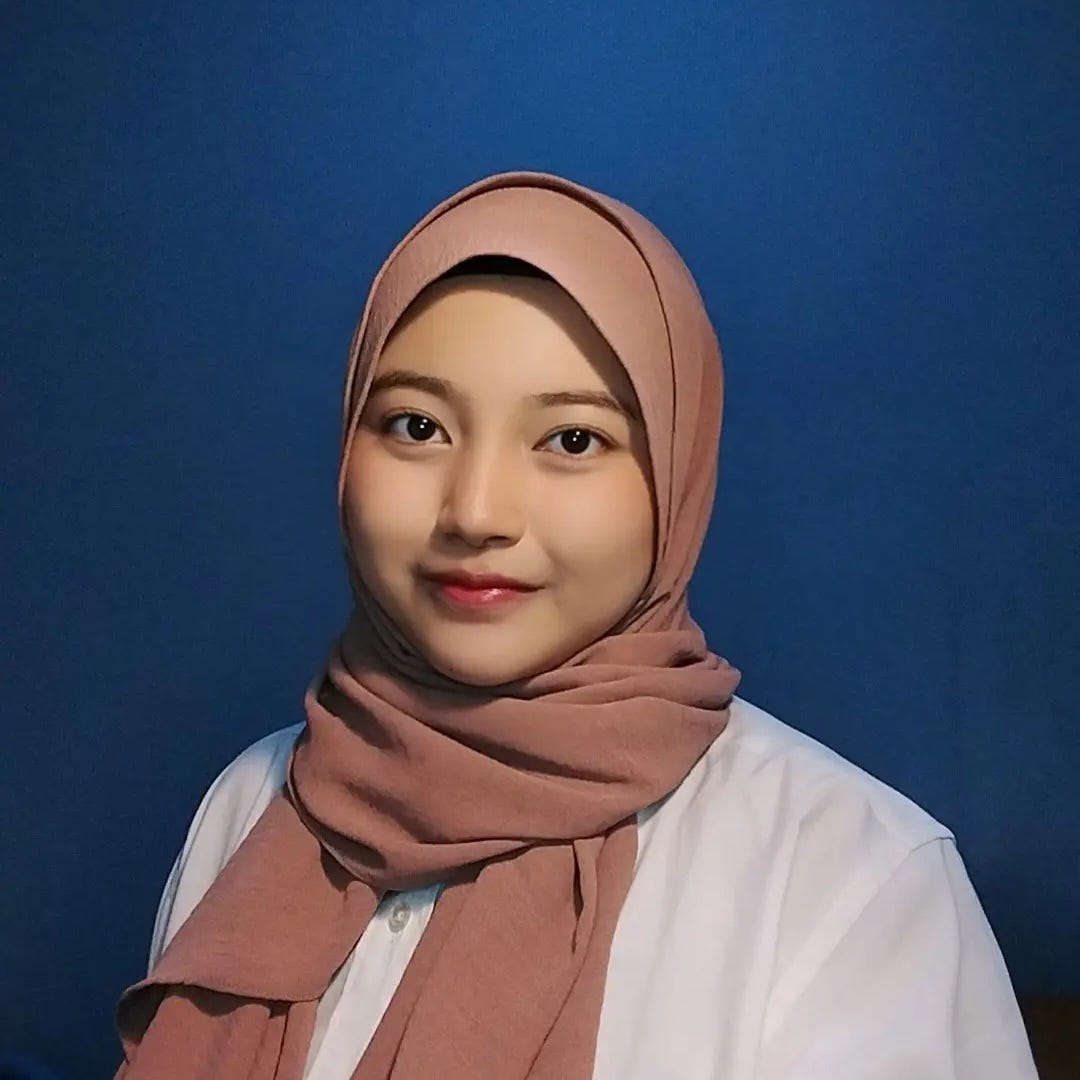Lutfia Aqila – Medium