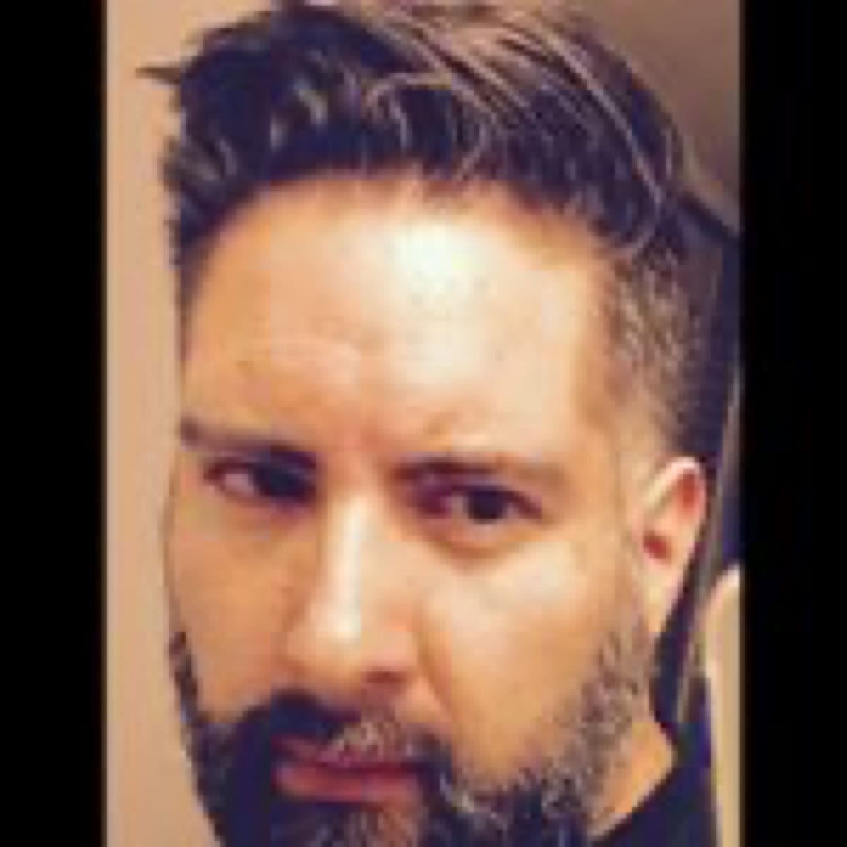 Mark Raen – Medium