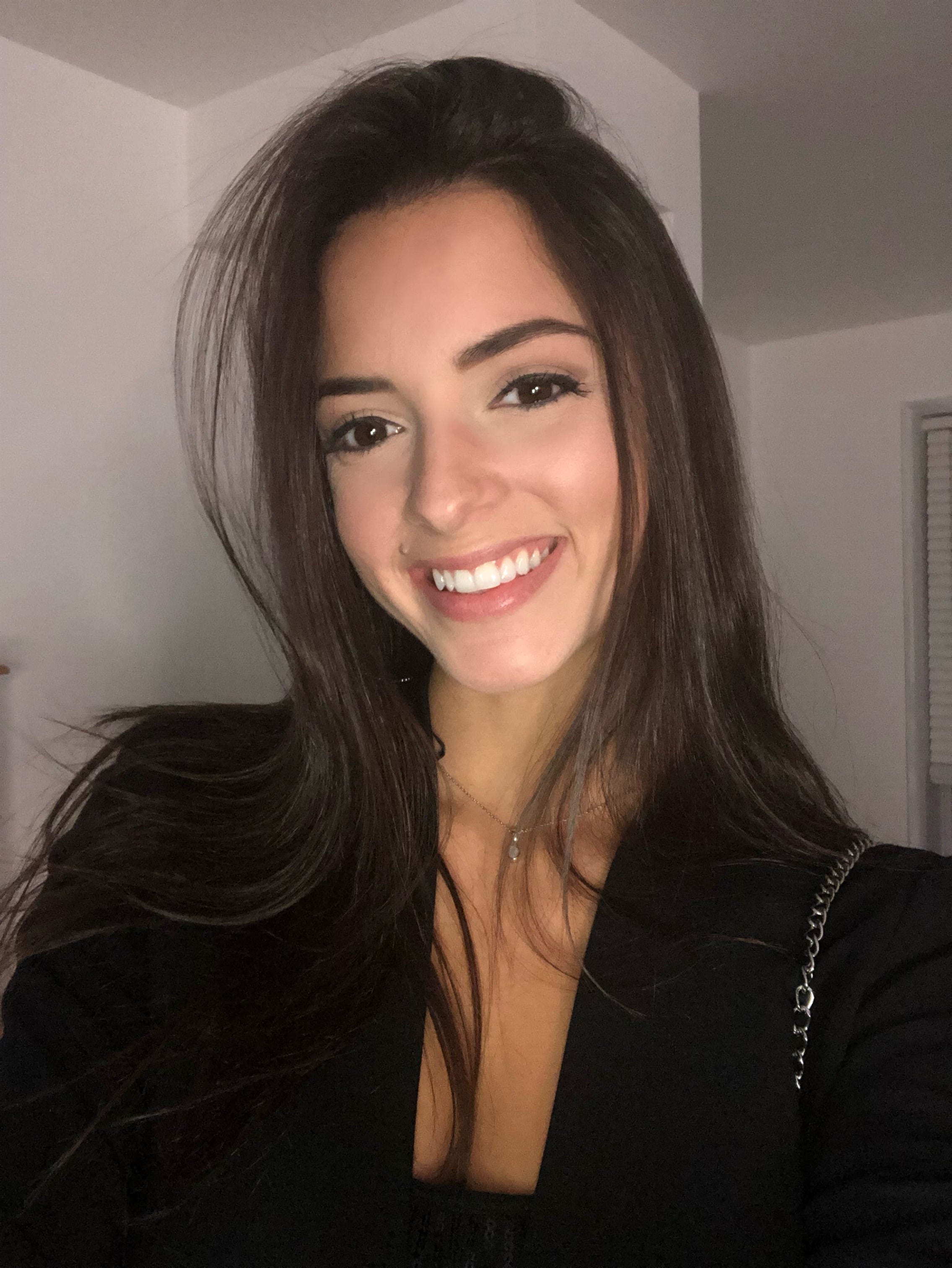 Daniela Torres – Medium