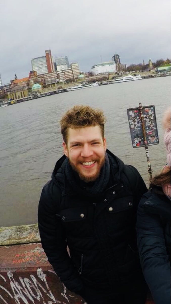 Pedro Cavalheiro – Medium