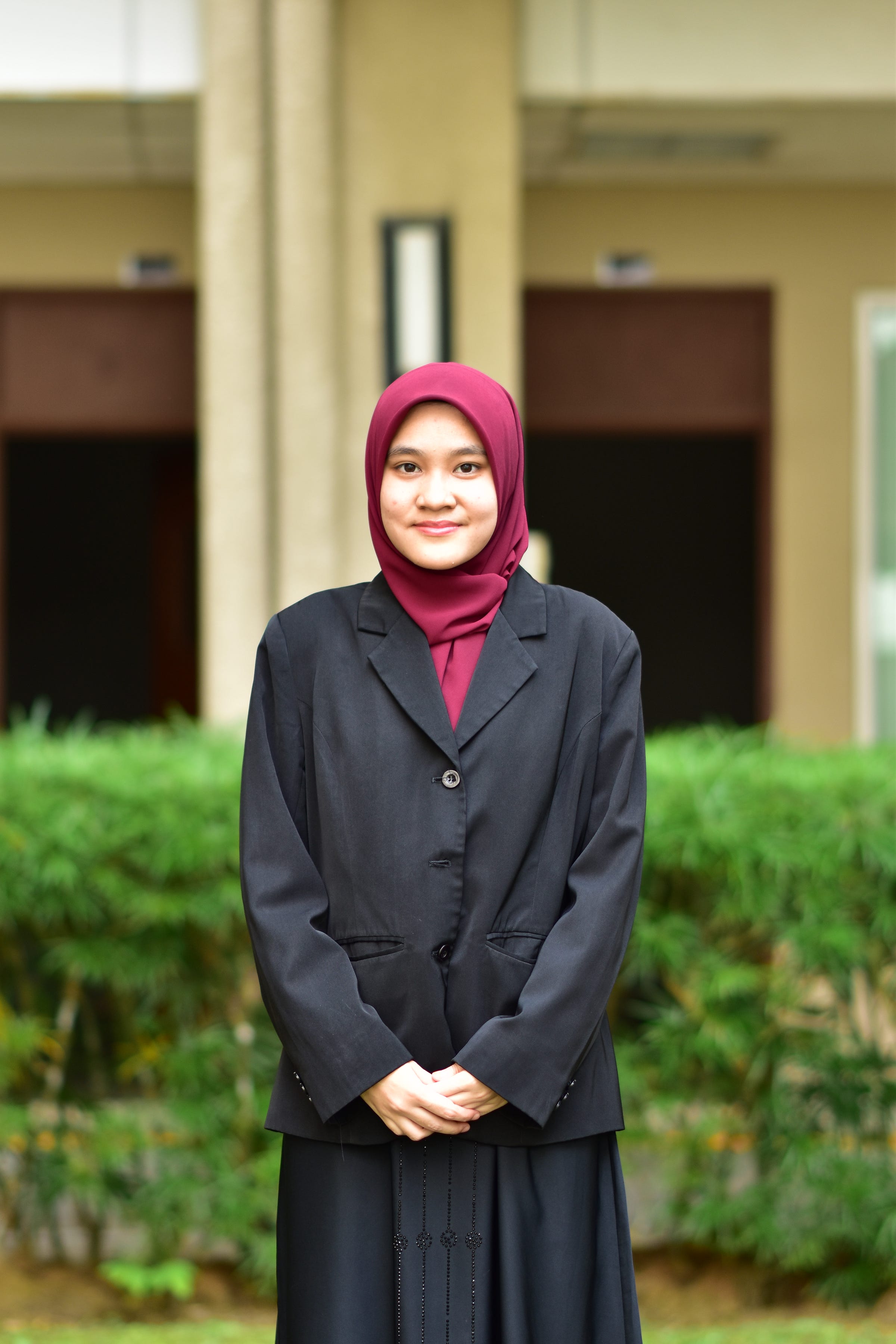 Nur Amalia – Medium