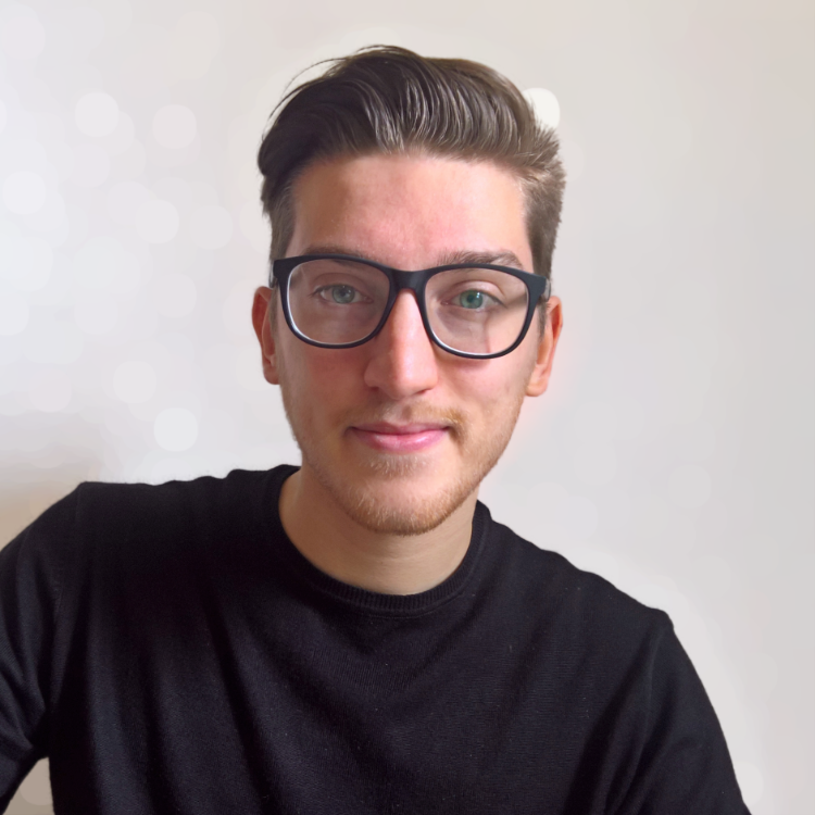 David Iohan Pigatto – Medium