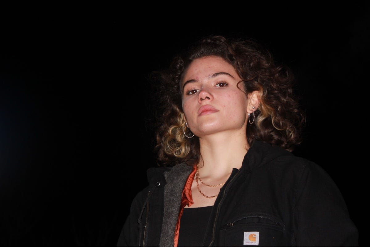 Elizabeth Shaieb – Medium