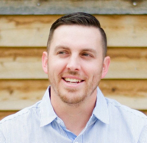 Dustin Brohm – Medium