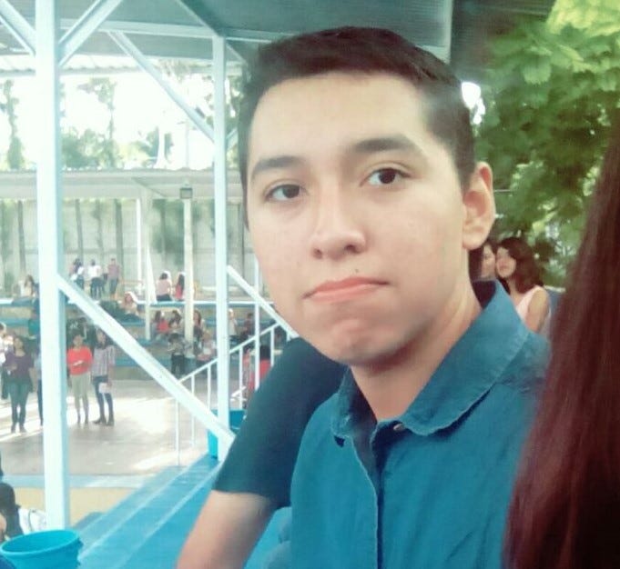 Miguel Ángel Reyes Acosta – Medium