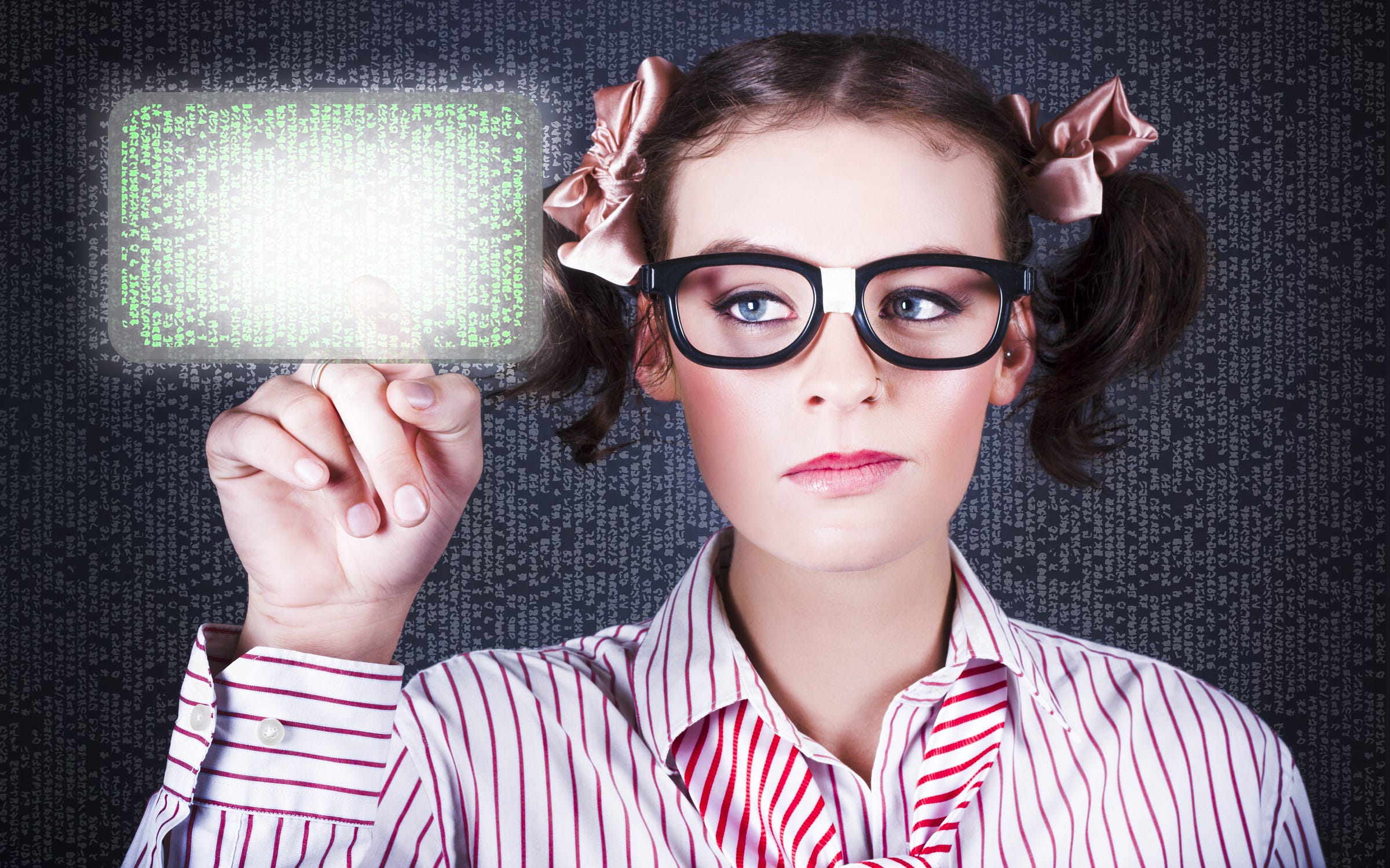 Tech Woman – Medium