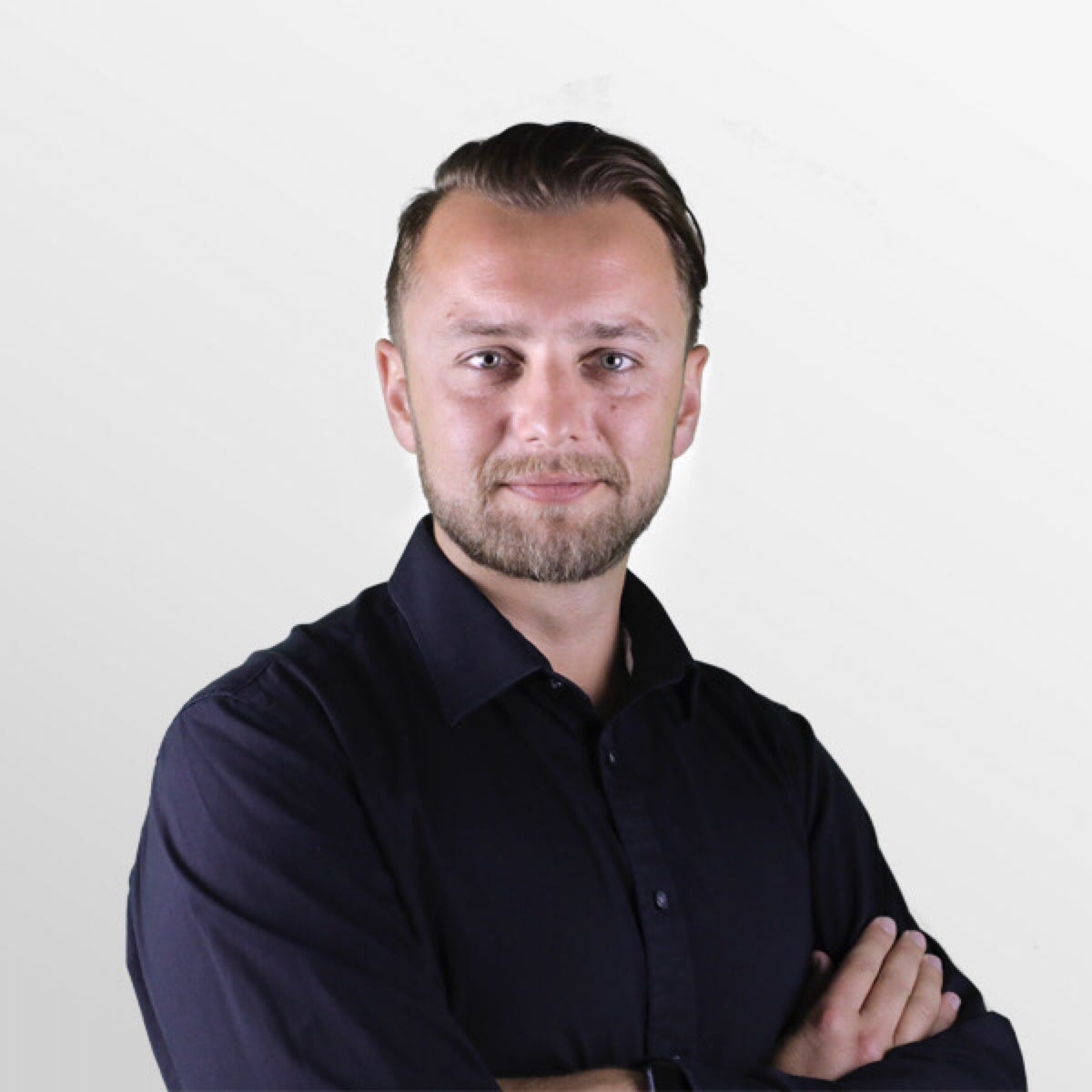 simon mawer – Medium