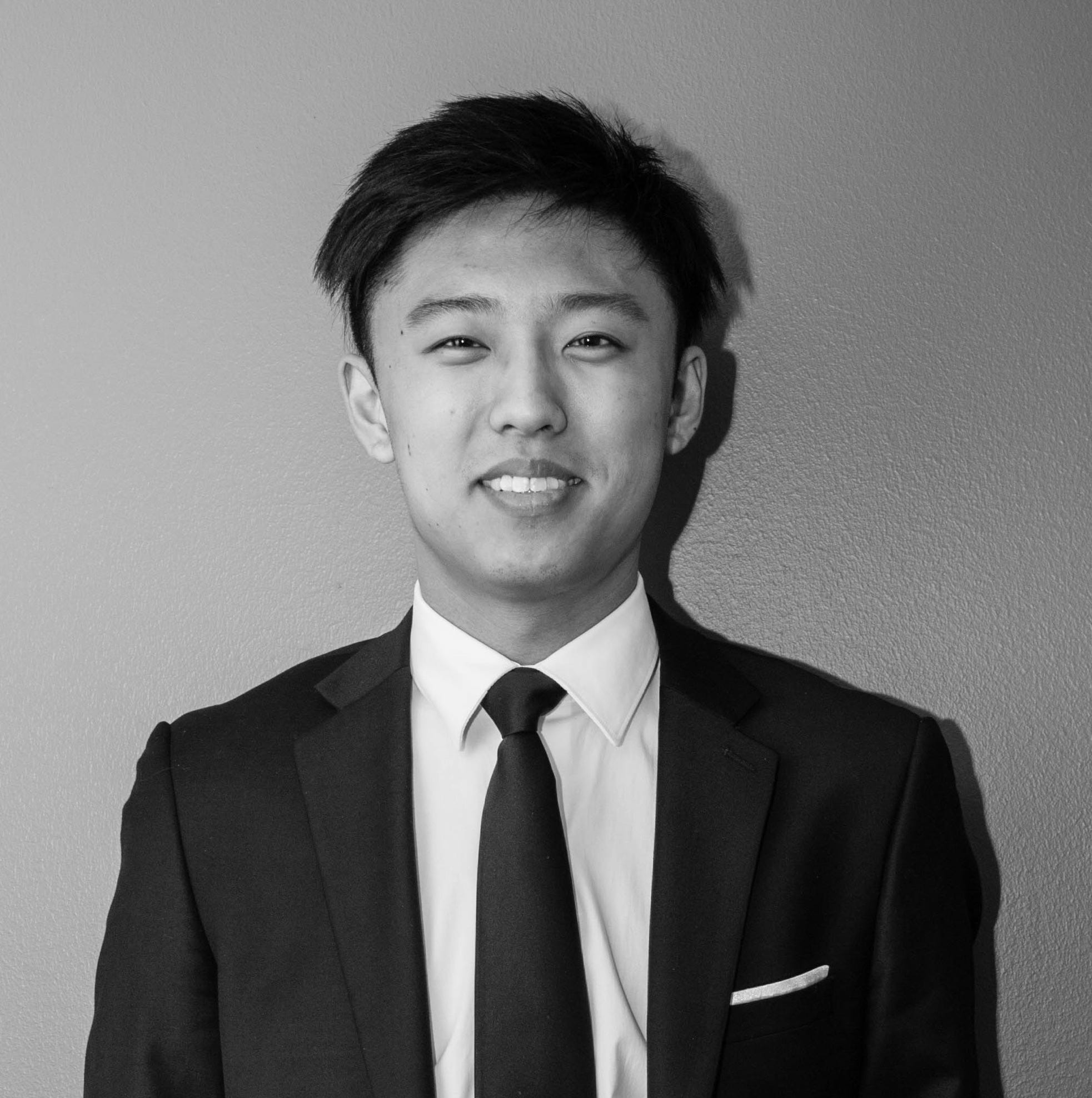 Kevin Lee – Medium
