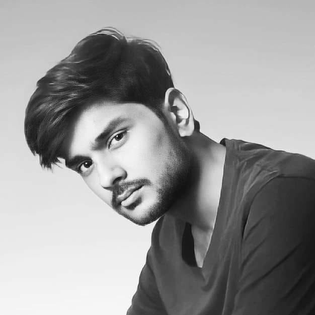 Huzaifa Tahir – Medium