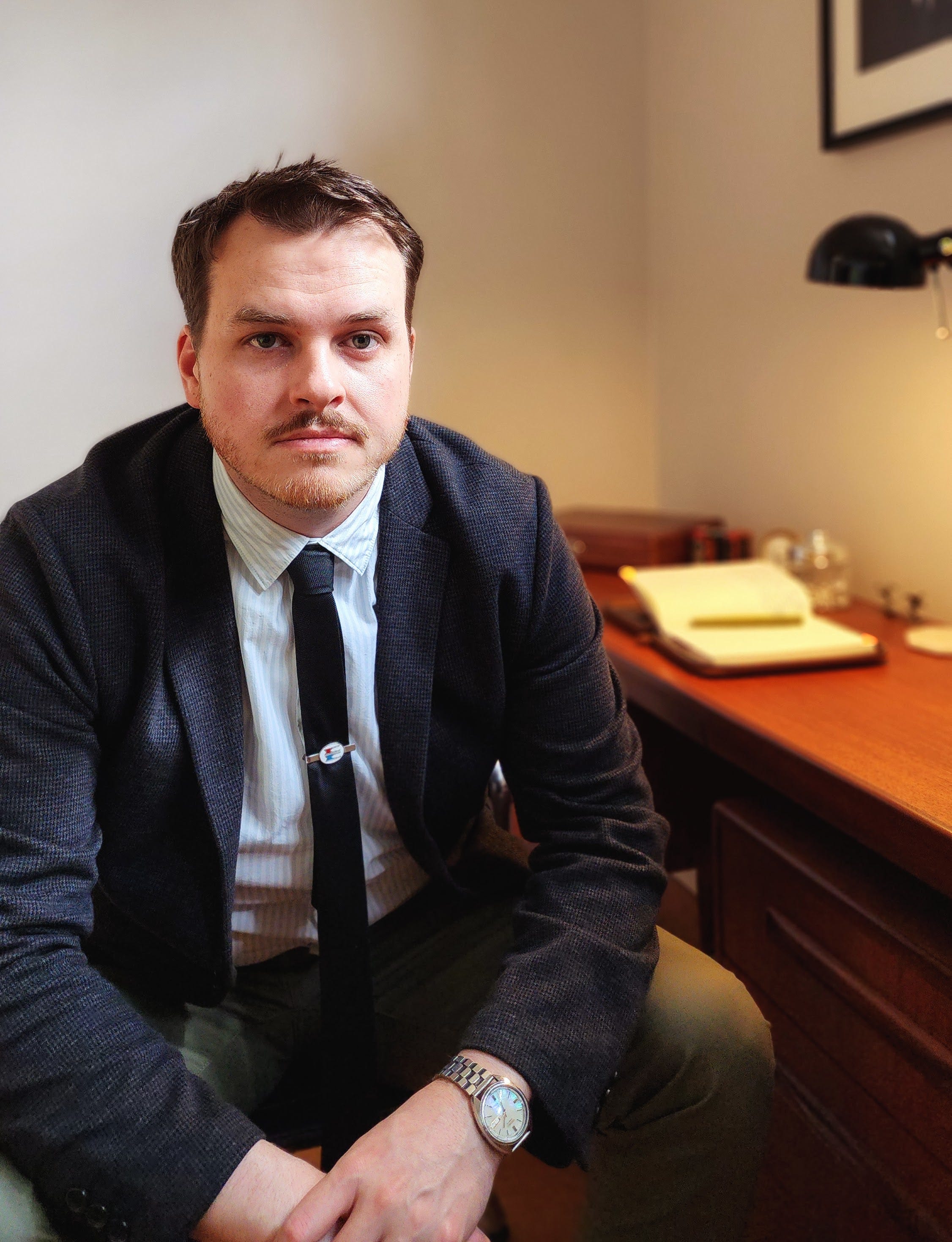 Jack Livingstone – Medium