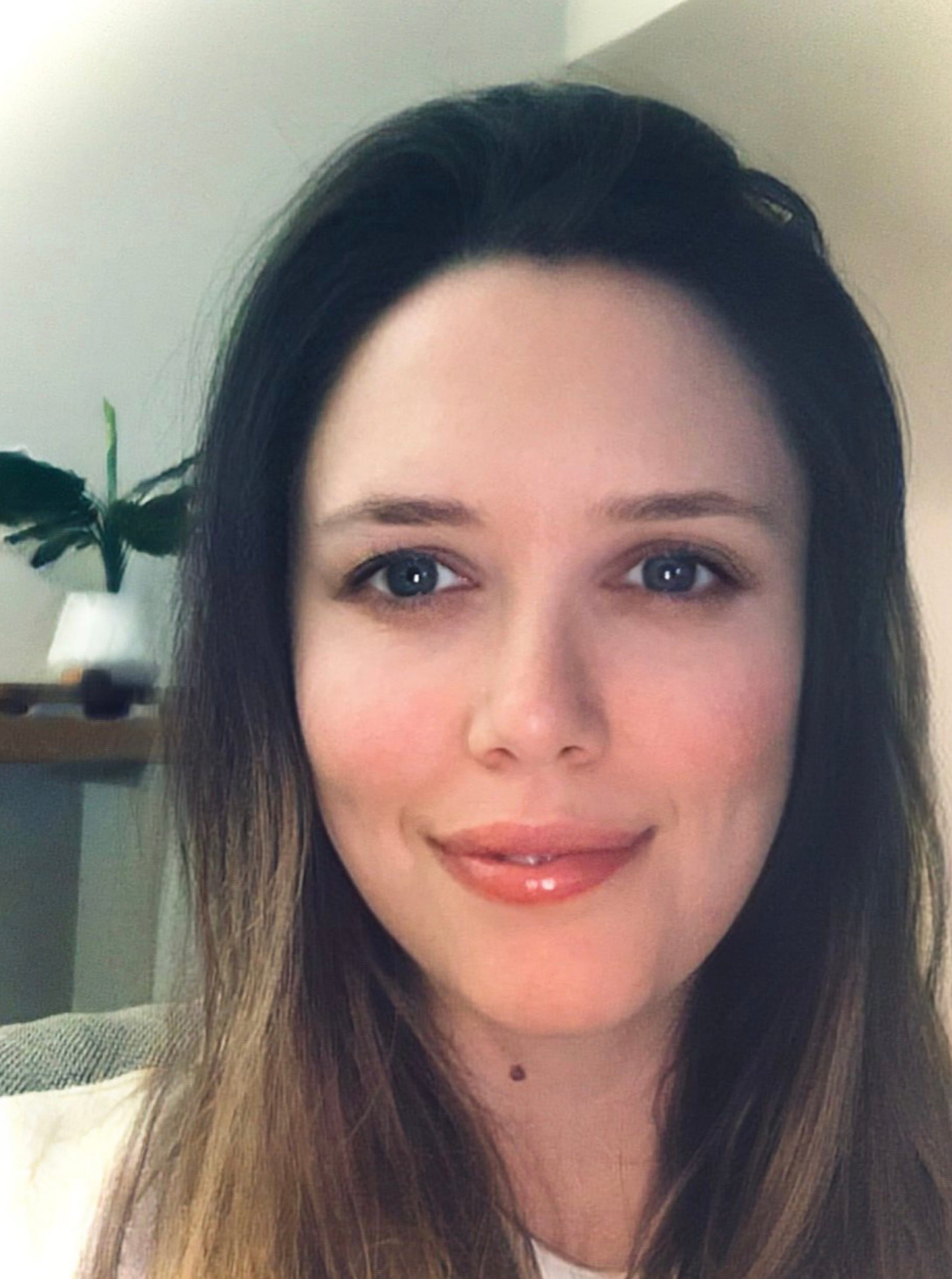 Erin Carmody – Medium