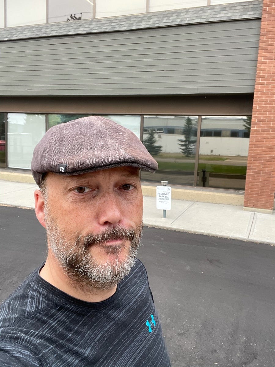 James Raven – Medium