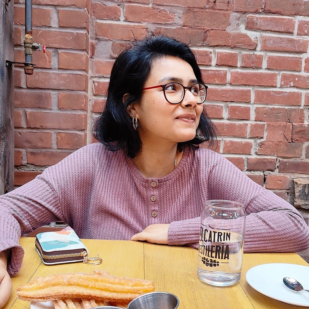 Ria Thomas – Medium