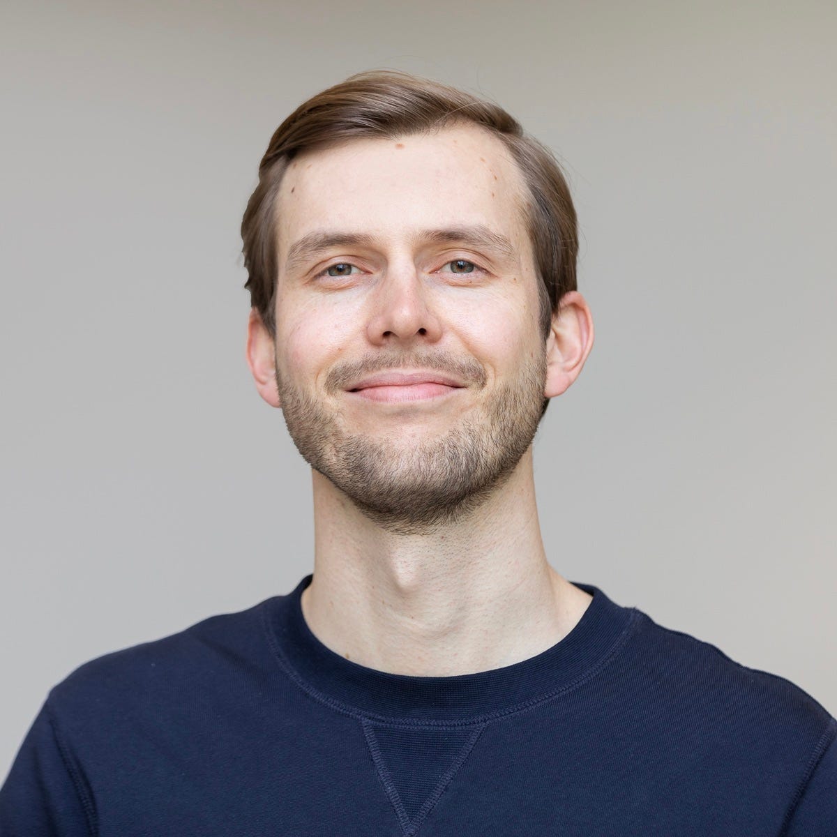 Lucas Hagin – Medium