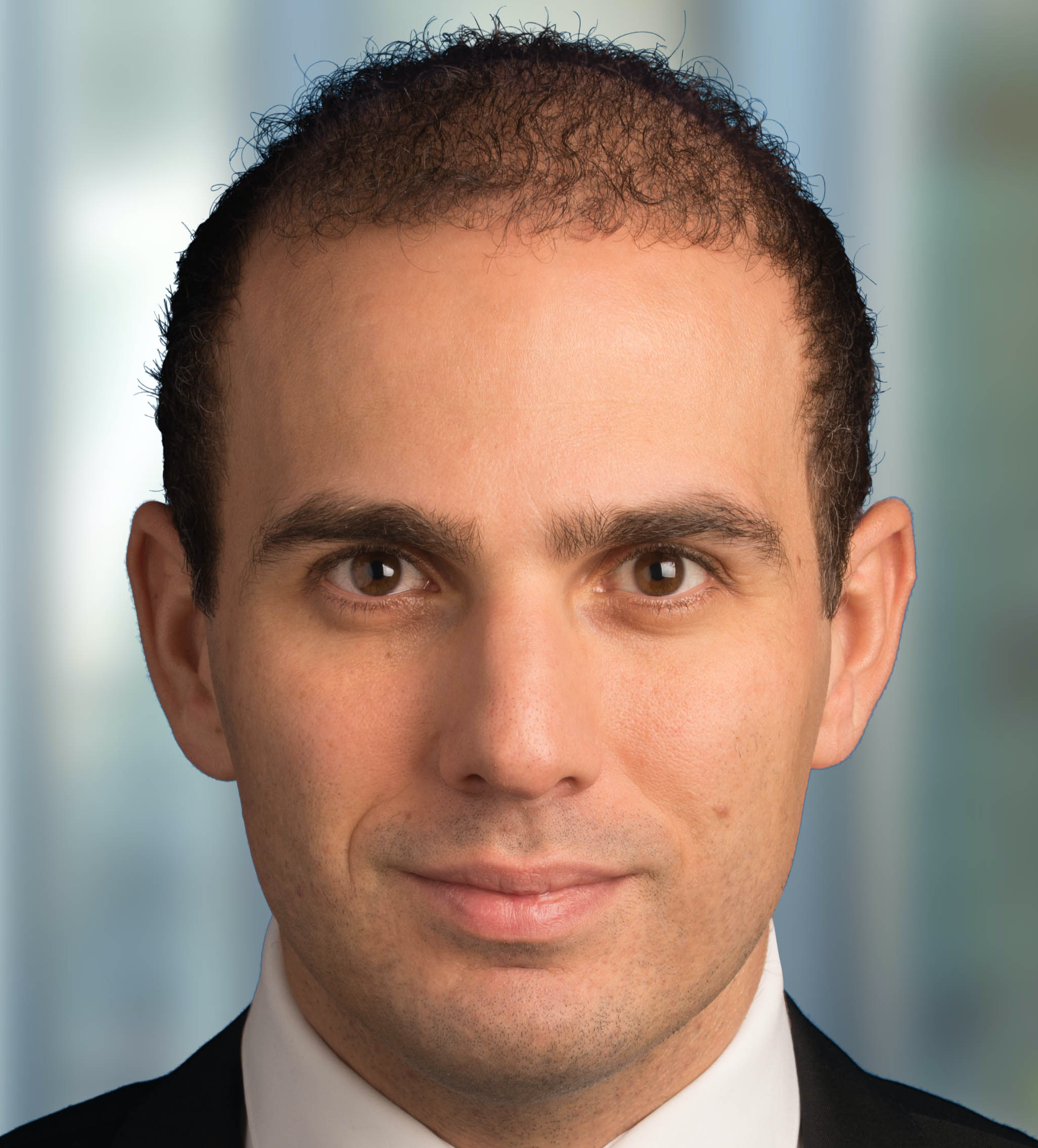 Frank Benhamou – Medium