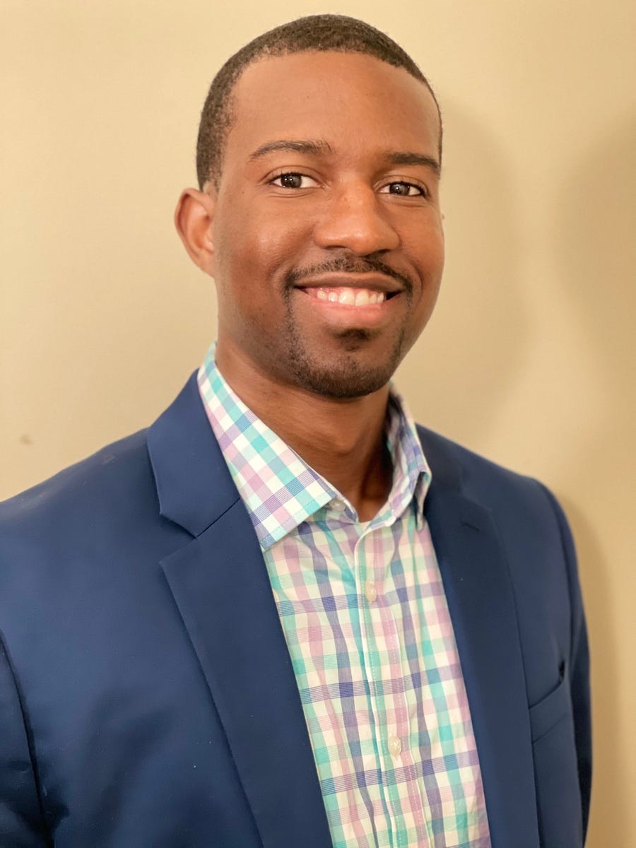 Kelvin N. Randolph – Medium