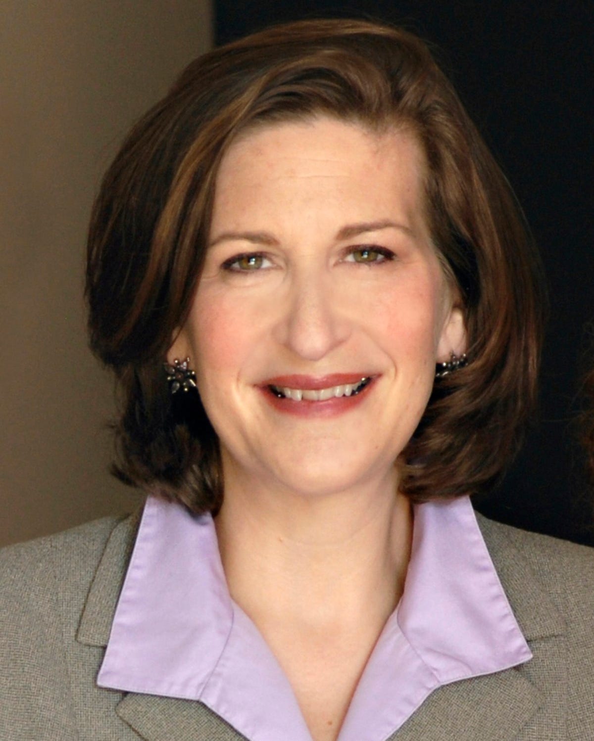 Jessica Hartung – Medium