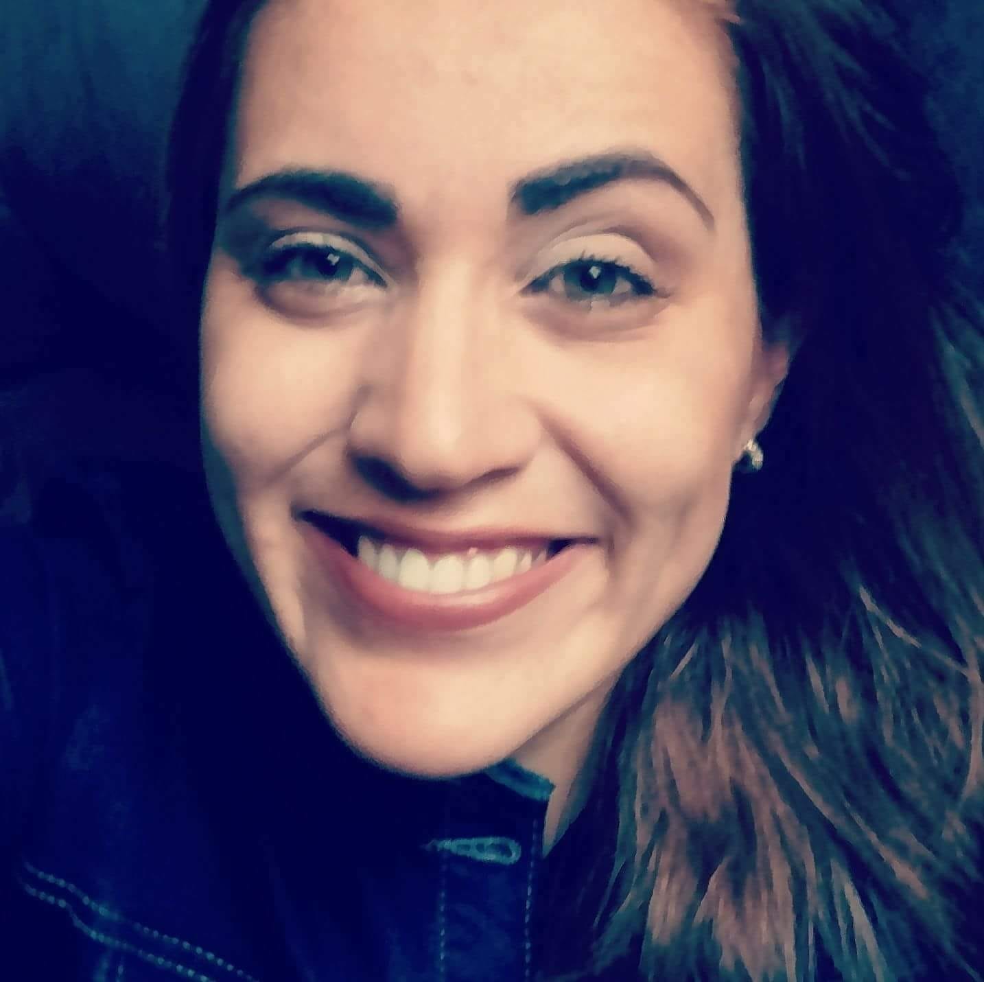 Ana Lívia – Medium