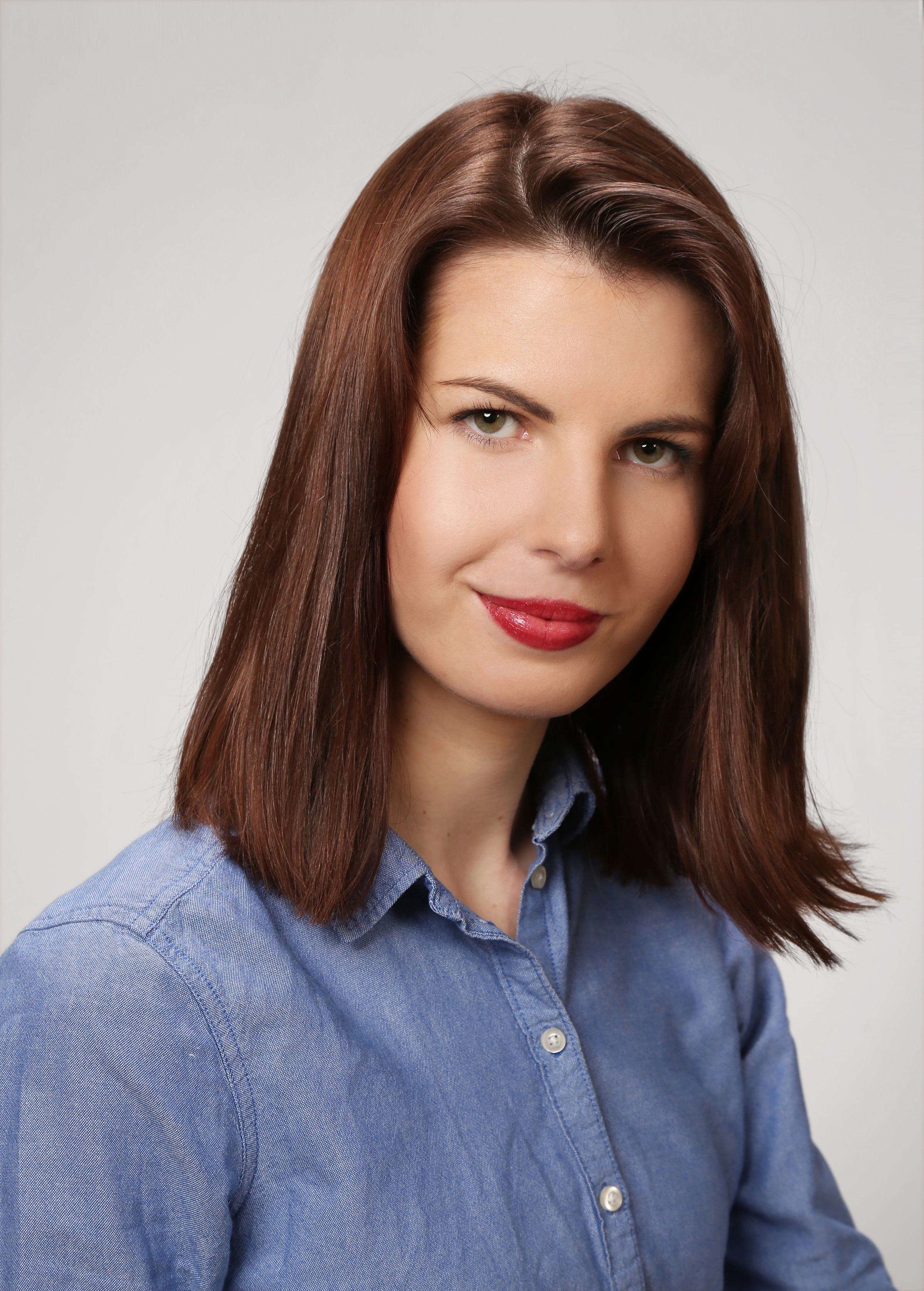 Paulina Biel – Medium