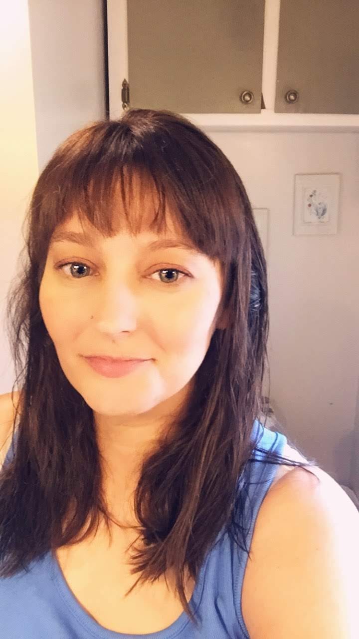 Angilina Lang – Medium